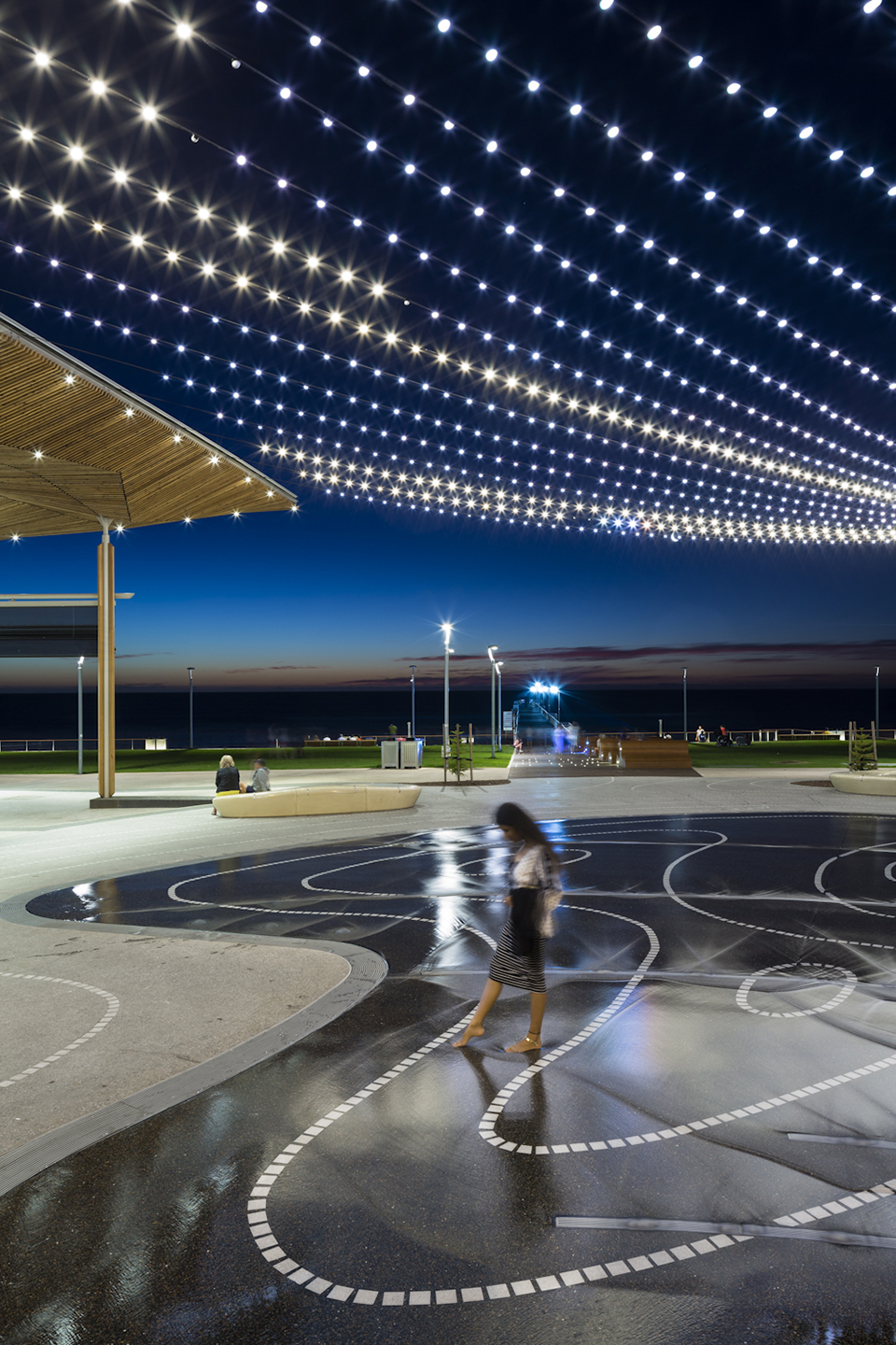 Henley Square, Adelaide by T.C.L & Troppo Architects - 谷德设计网