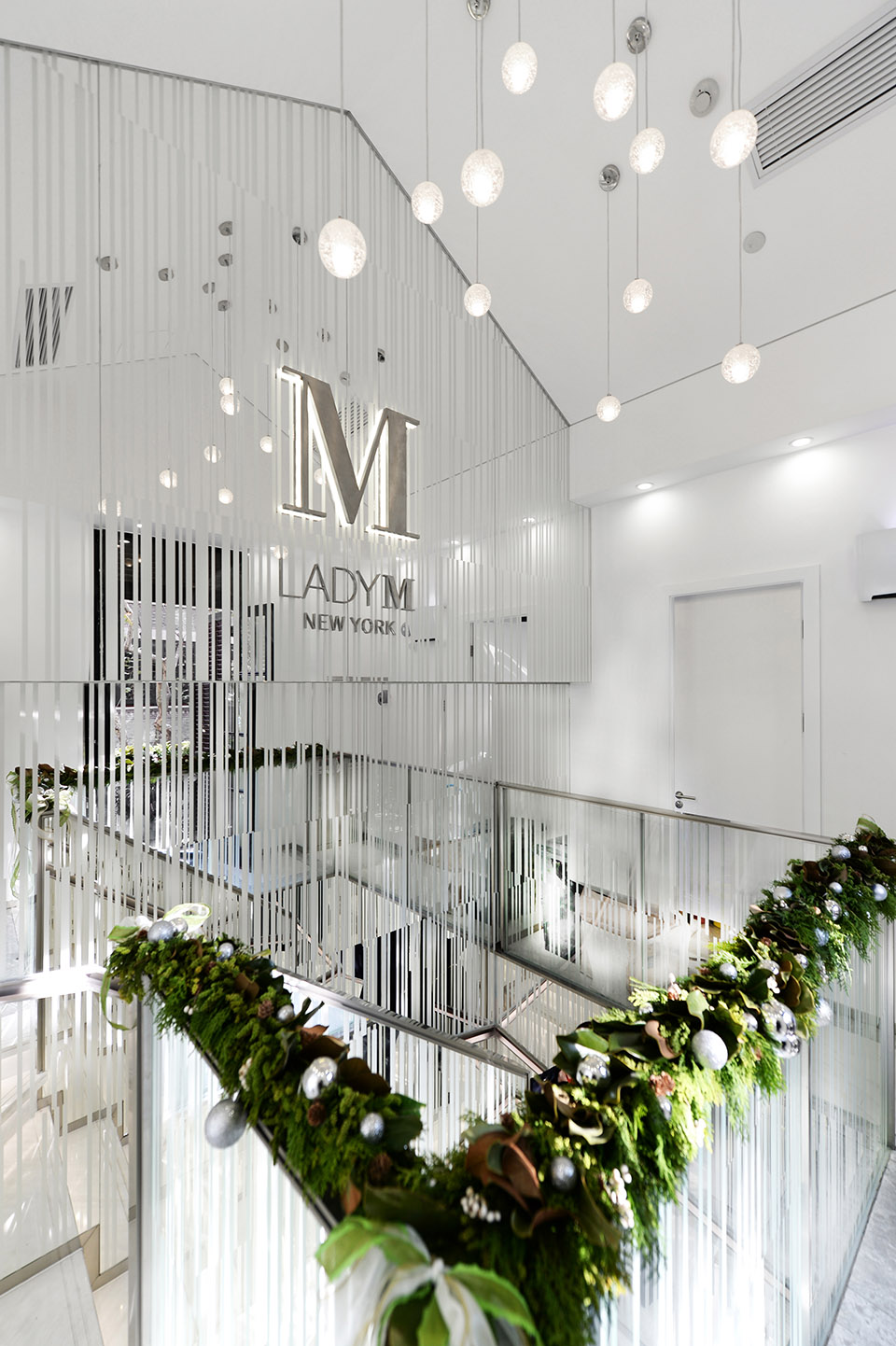 LADY M FLAGSHIP – XINTIANDI SHANGHAI by SLT - 谷德设计网