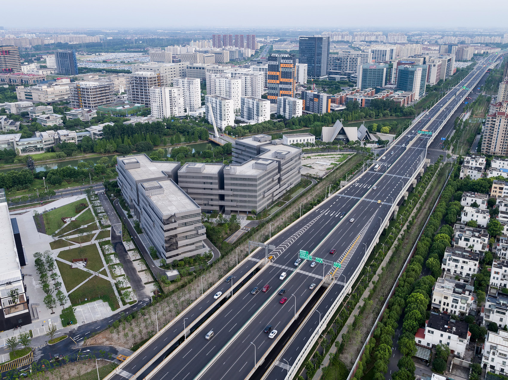 ZhangJiang IC Harbor Phase I by Atelier Archmixing + Atelier Liu Yuyang ...