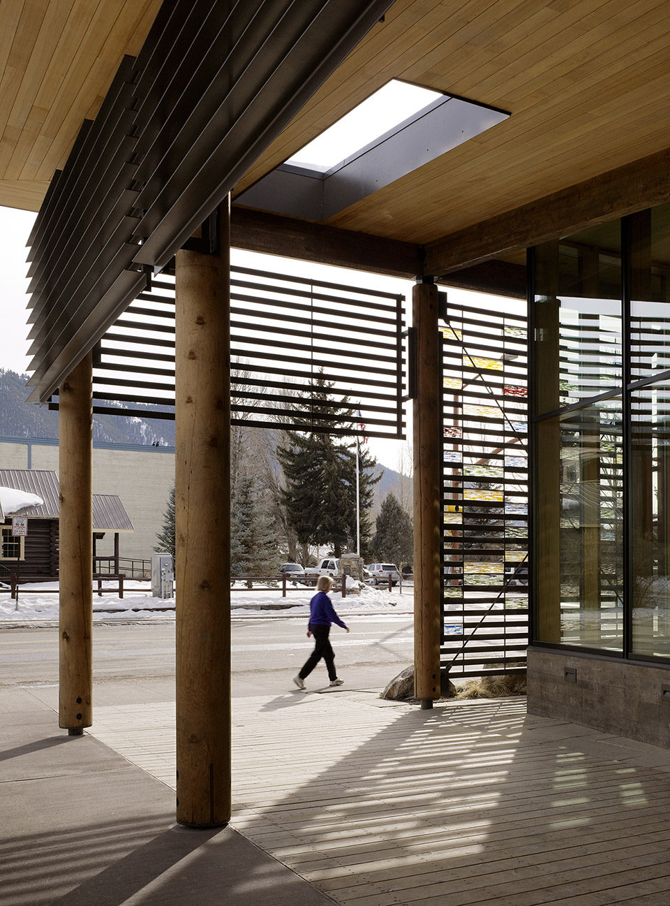 Home Ranch Welcome Center by Carney Logan Burke Architects - 谷德设计网