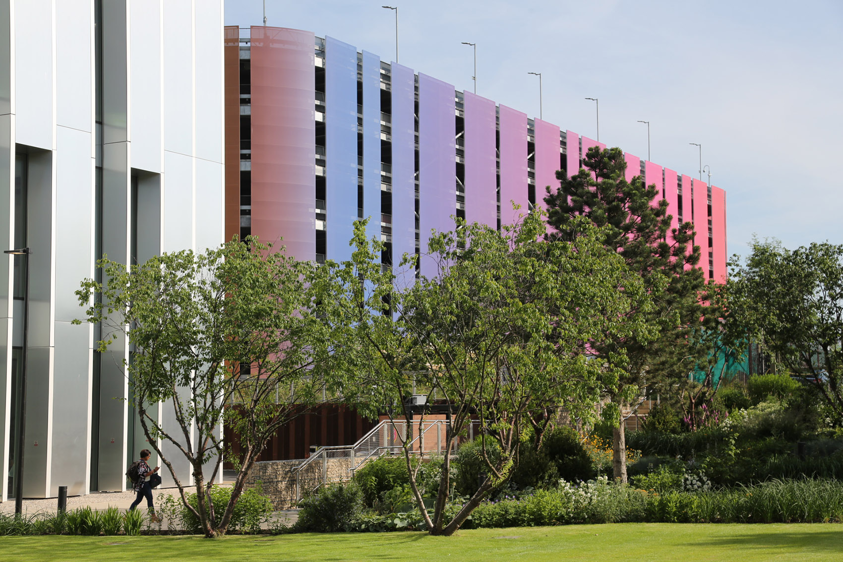 SKY UK Headquarters by Alexandra Steed URBAN Ltd - 谷德设计网