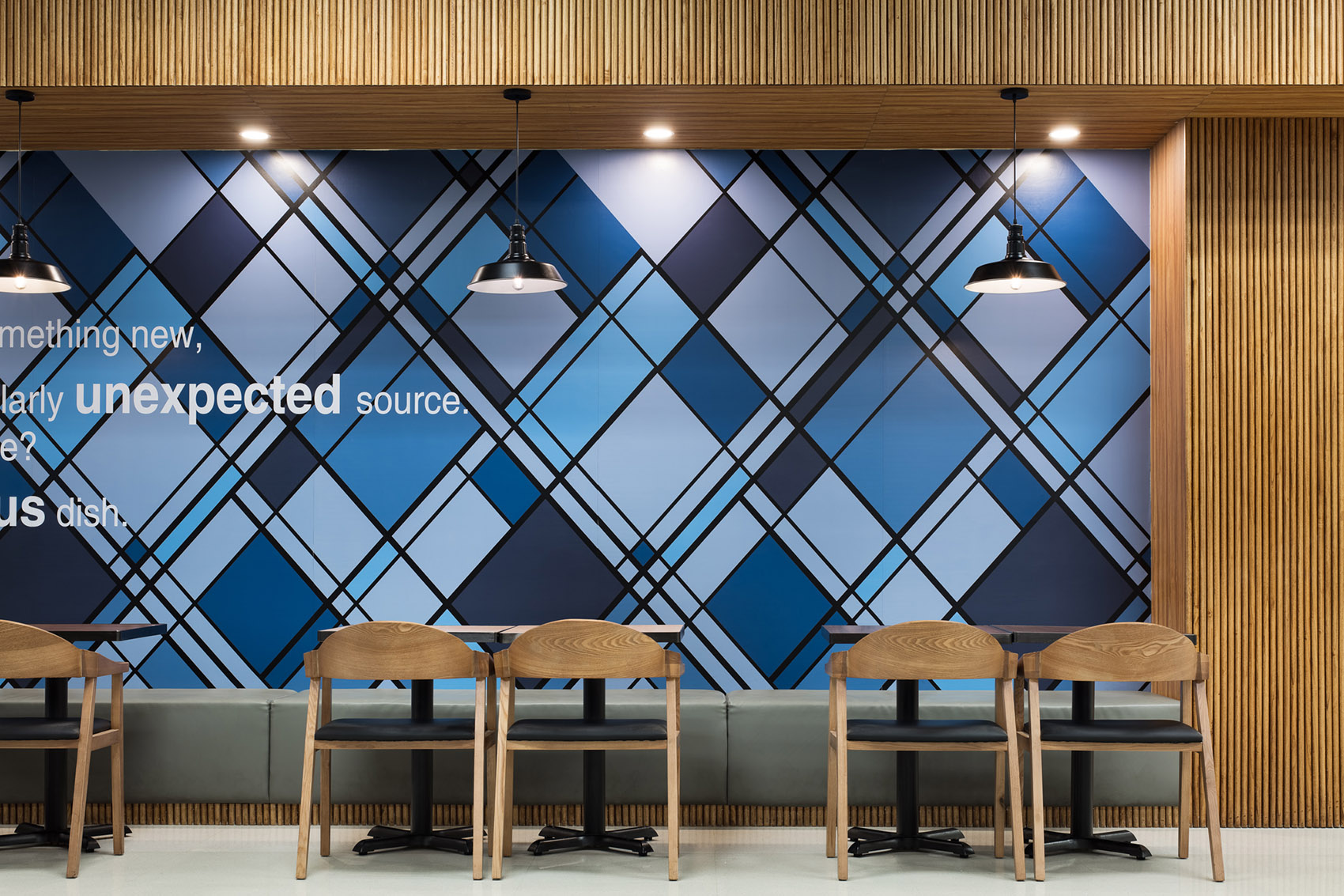 V7 restaurant, China DAMU Designworks - 谷德设计网