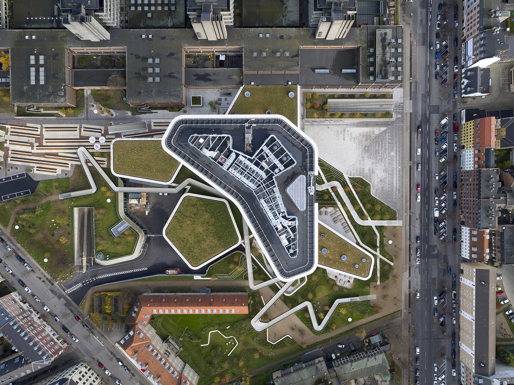 Maersk Tower, extension of the Panum complex at the University of ...