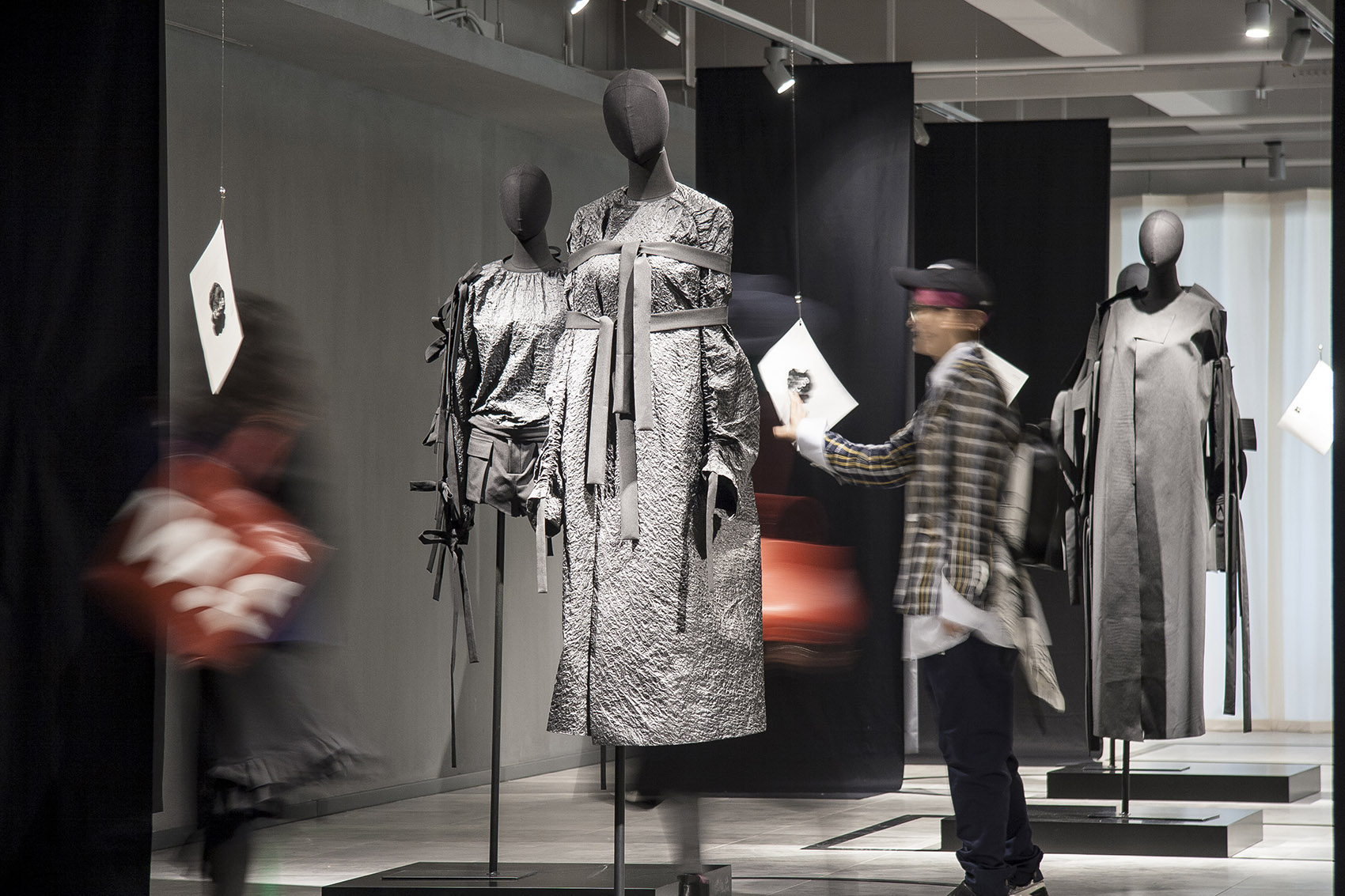 Textile Library in Zhejiang, China by slowstudio Architects - 谷德设计网