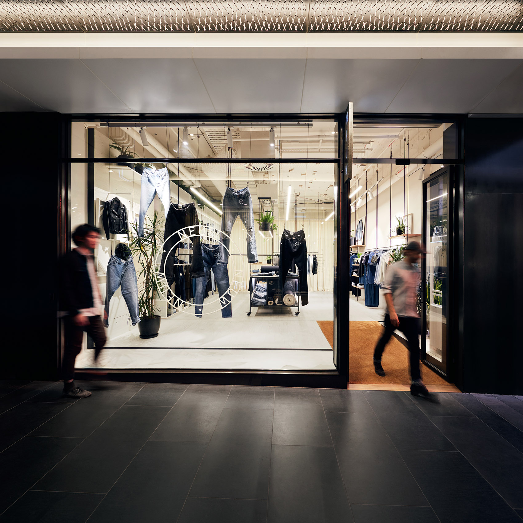 Neuw Denim Flagship – 21st C Workshop by Breathe Architecture - 谷德设计网
