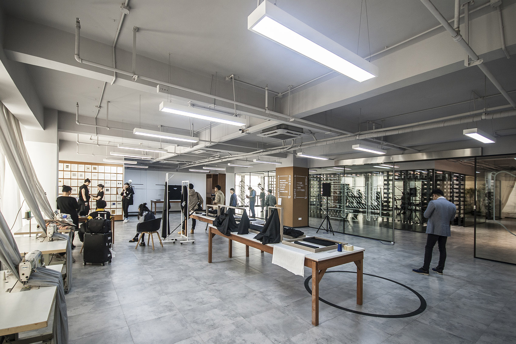 Textile Library in Zhejiang, China by slowstudio Architects - 谷德设计网