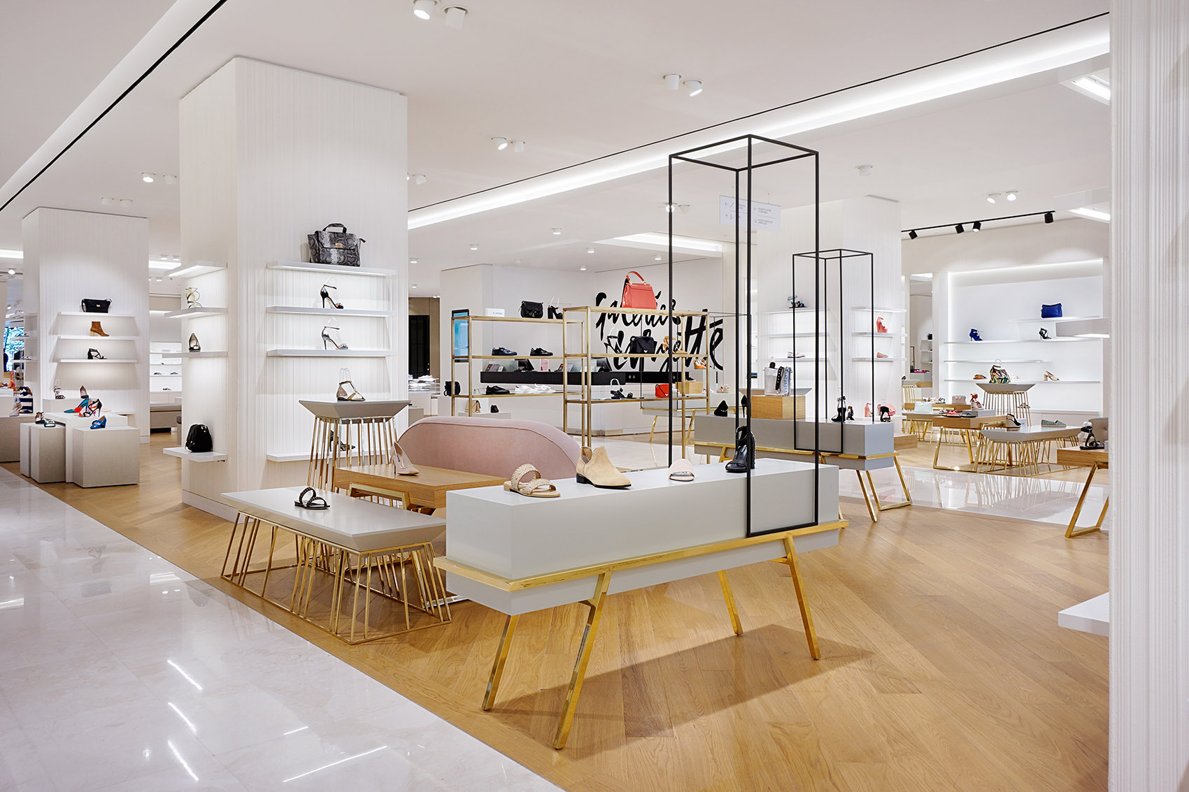 Galeries Lafayette opening in istanbul plajer & franz studio - 谷德设计网