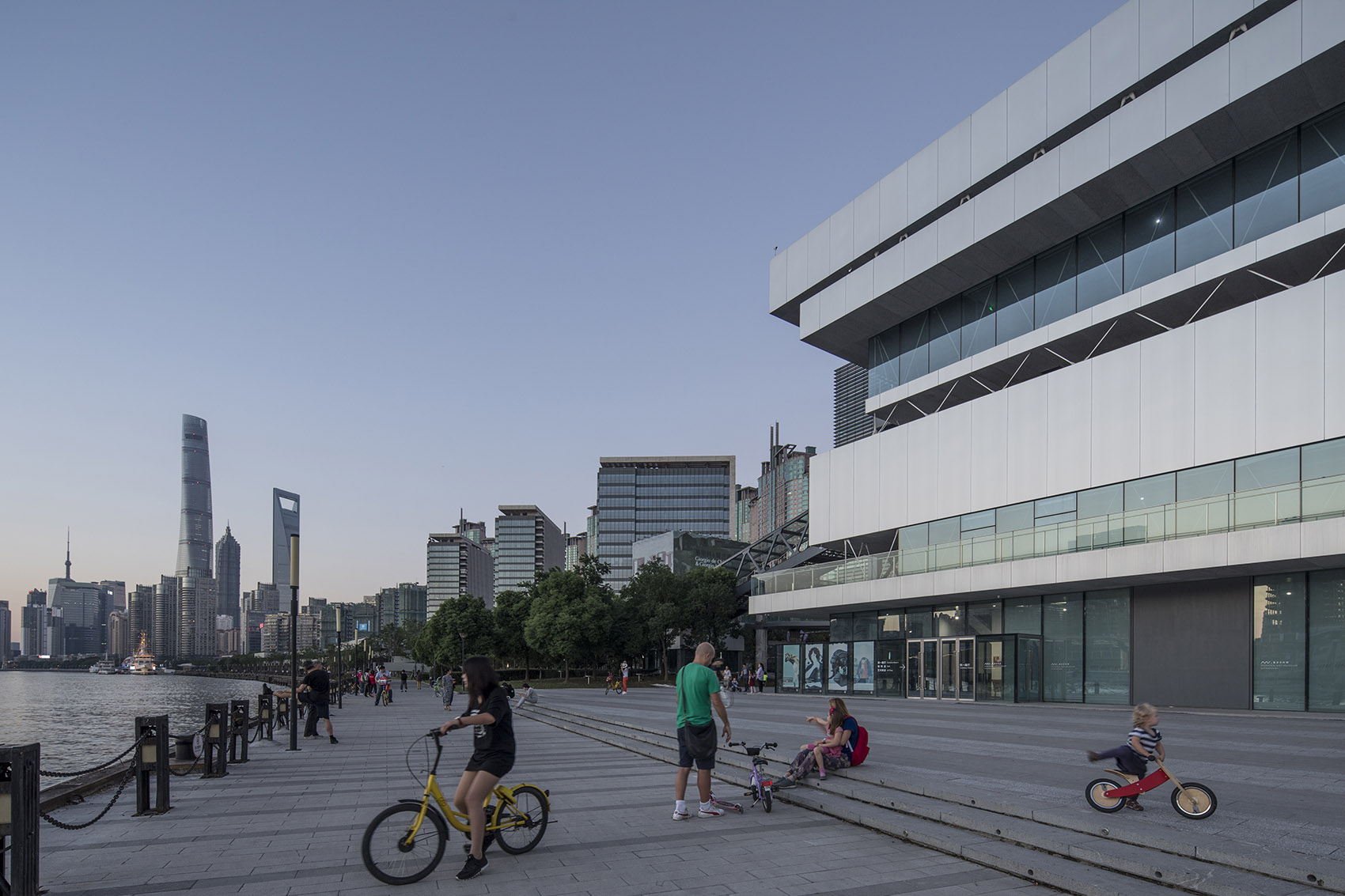 Modern Art Museum and its ancillary facilities by Atelier Deshaus ...