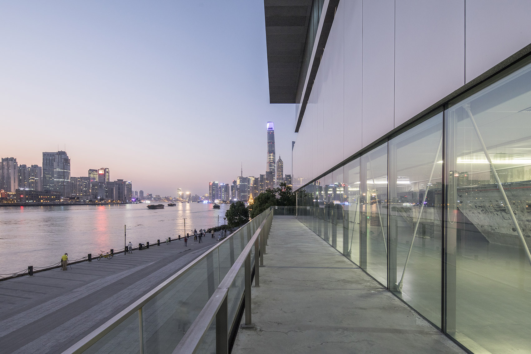 Modern Art Museum and its ancillary facilities by Atelier Deshaus ...