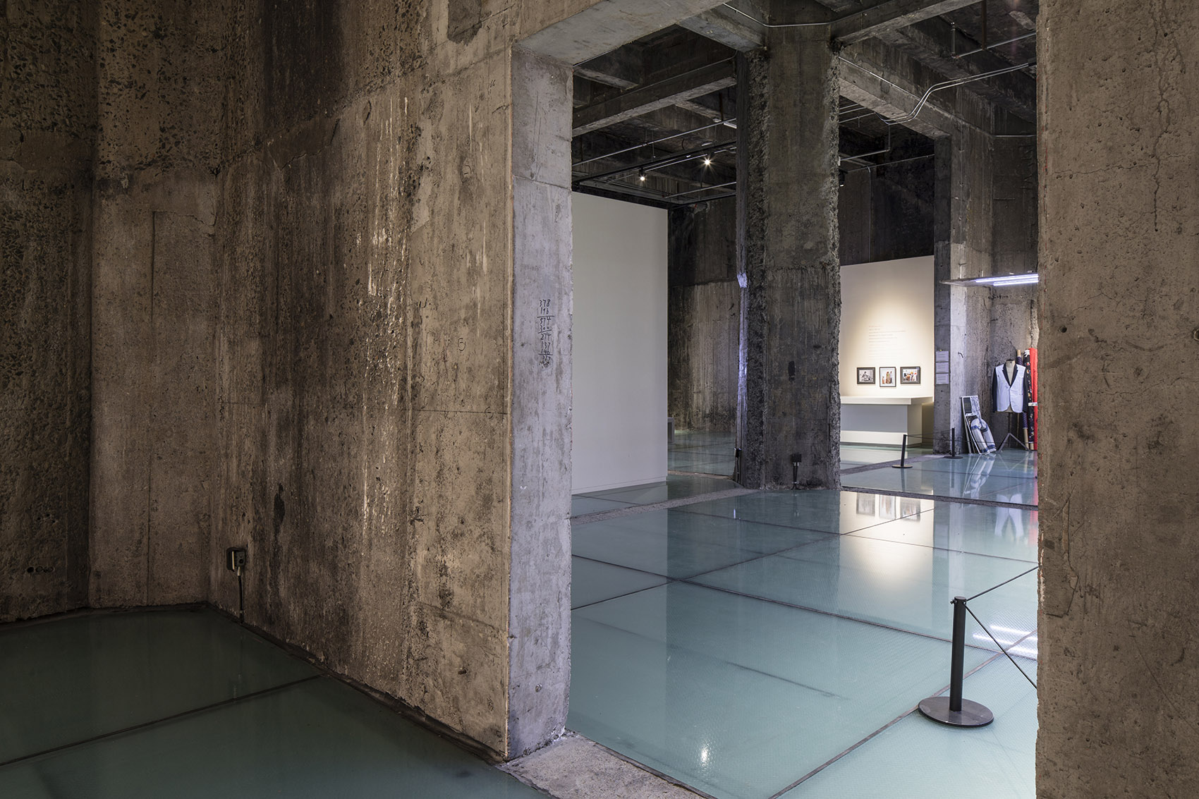 Modern Art Museum and its ancillary facilities by Atelier Deshaus ...