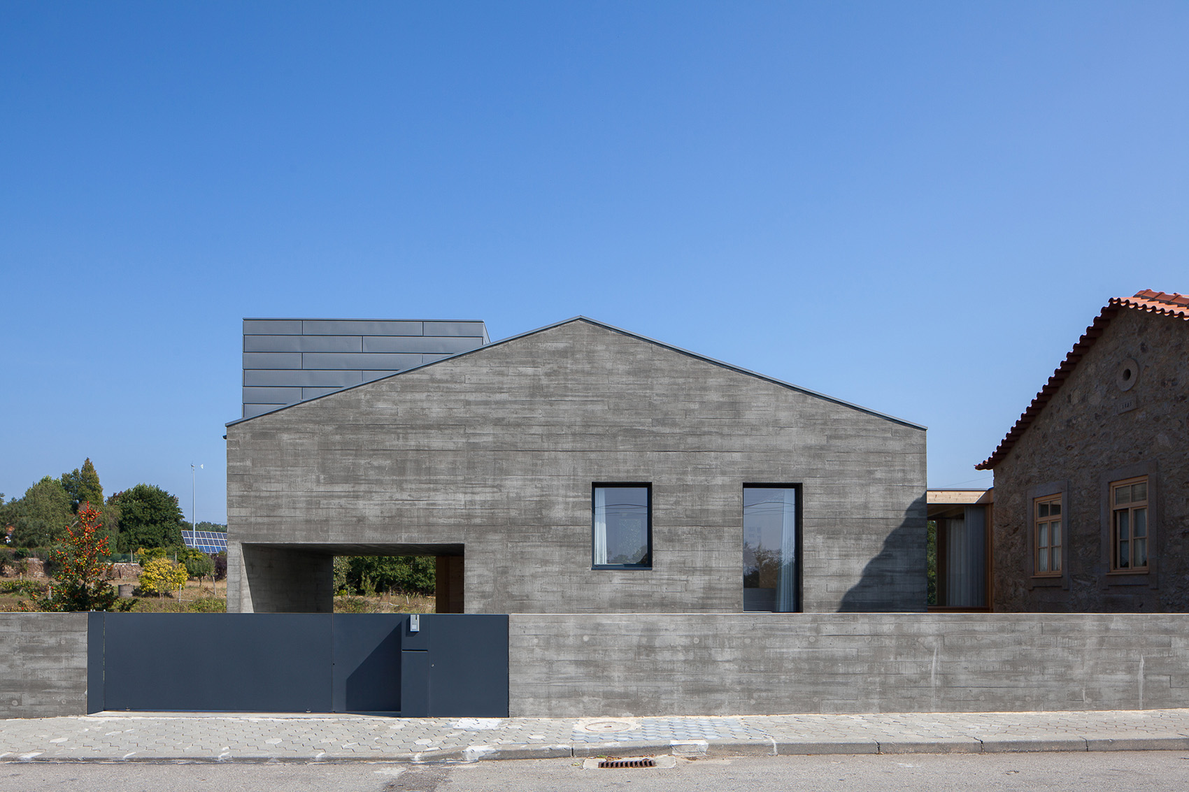 House Santa Maria by PEDRO HENRIQUE ARQUITETO - 谷德设计网