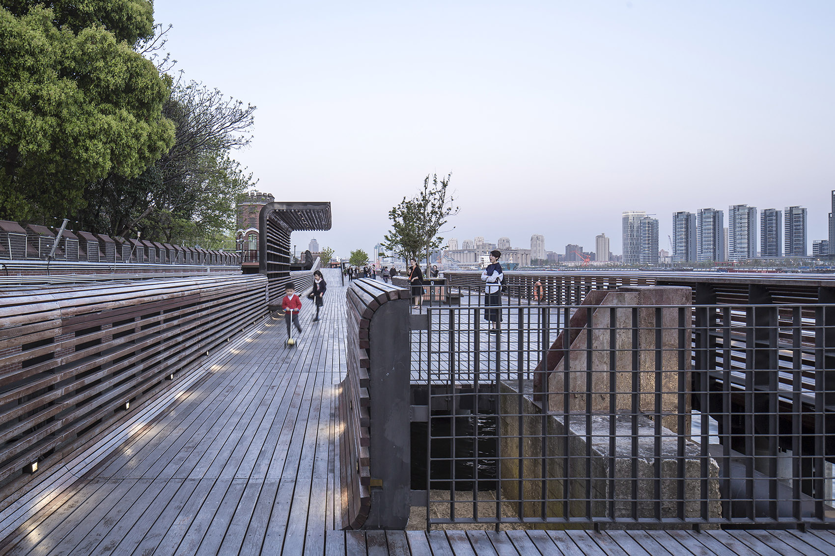 Demonstration Section of Yangpu Riverside Public Space by Original ...