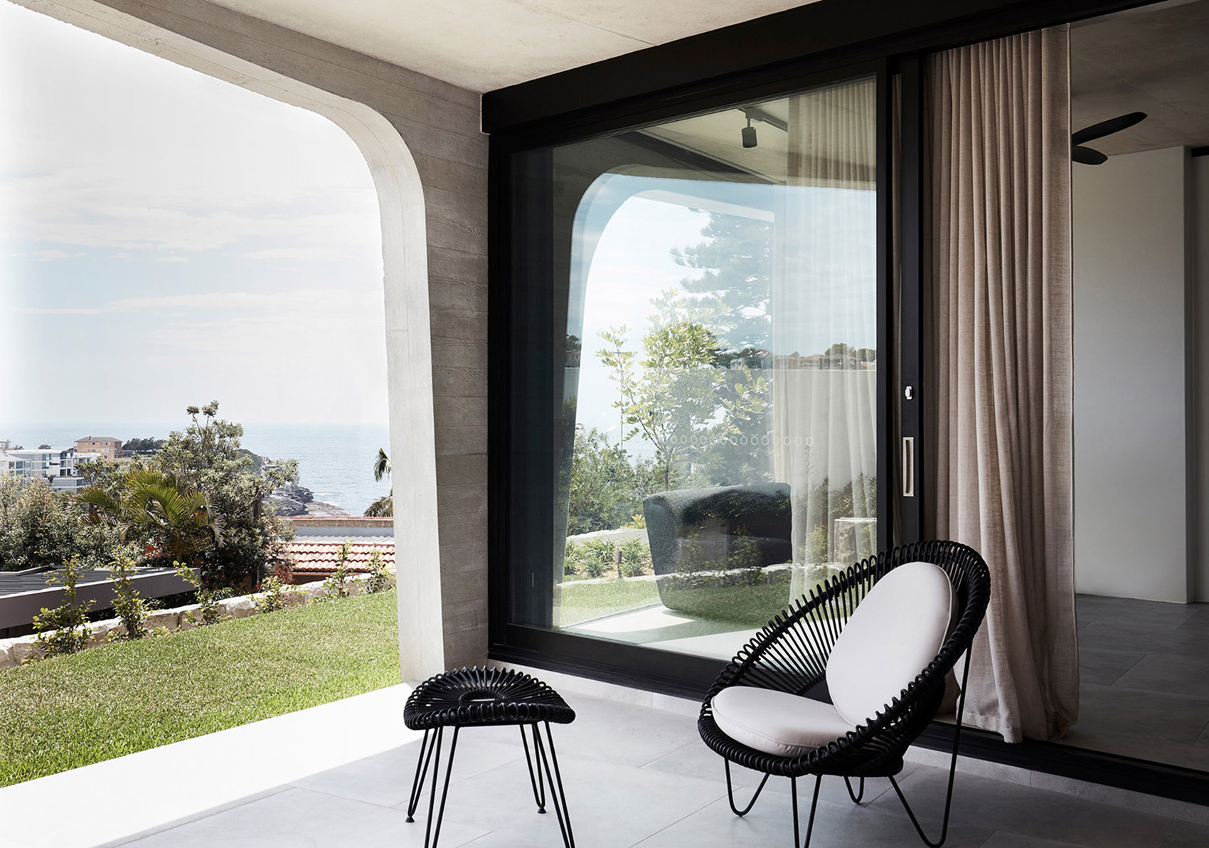 Tee House, Tama, Sydney, Australia by Luigi Rosselli - 谷德设计网