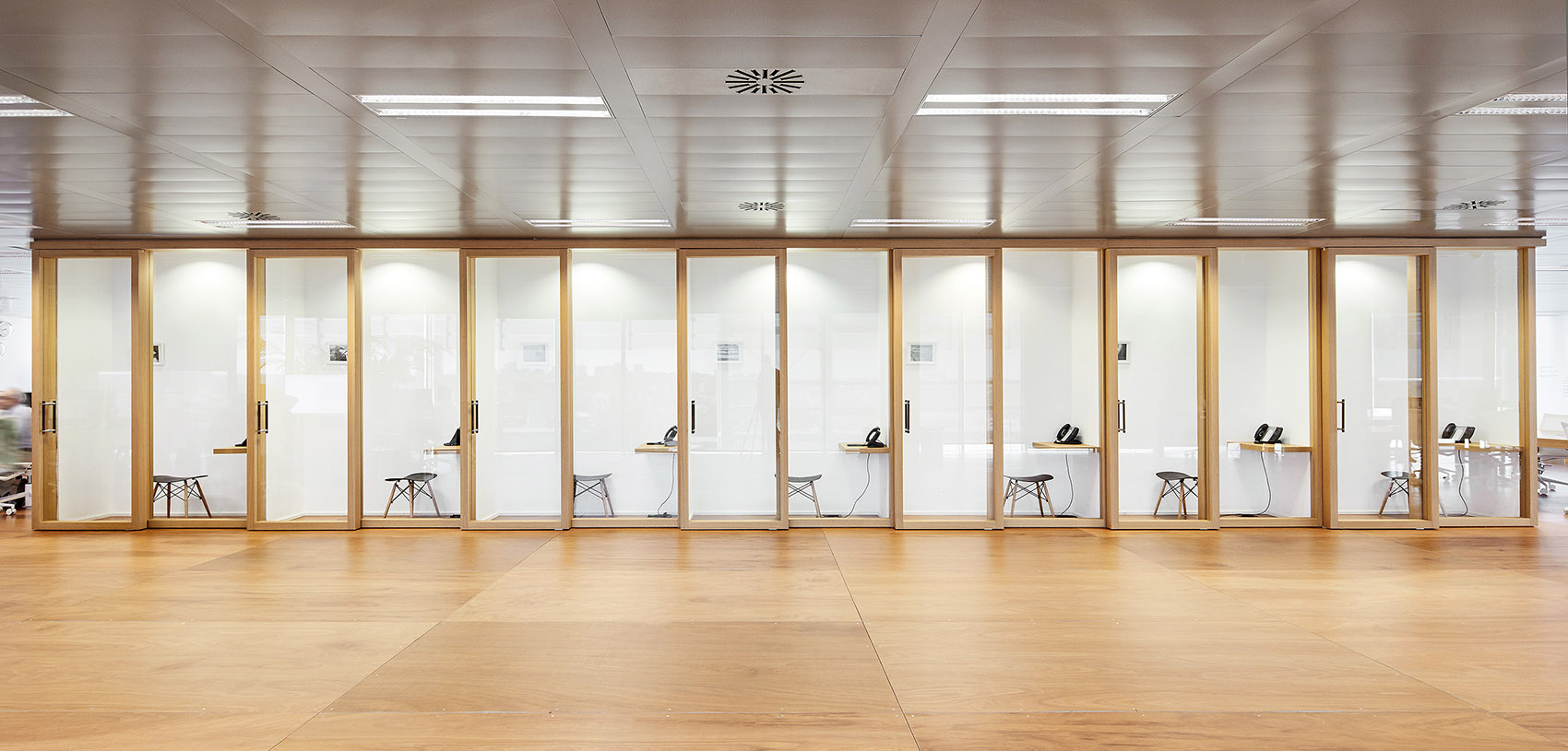 Chemo Office, Madrid, Spain, Chemo Offices by Jorge Vidal - 谷德设计网