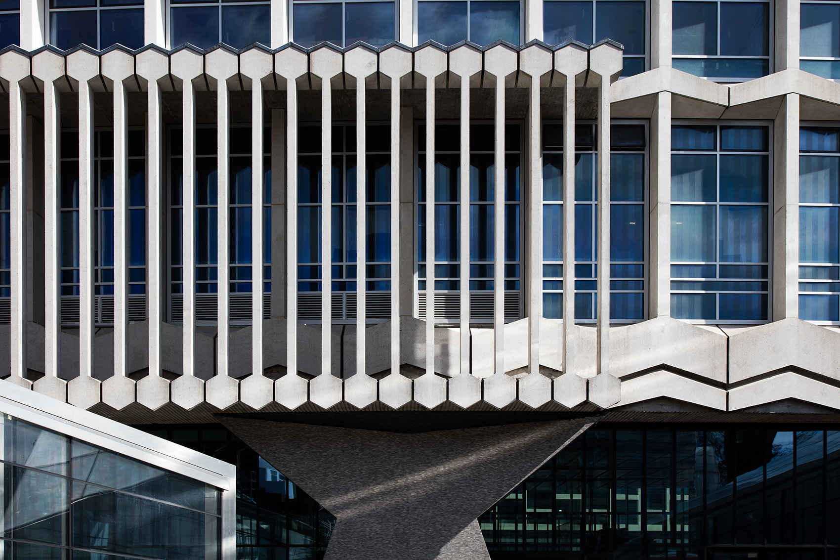 Centre Point Tower, London by Conran and Partners - 谷德设计网