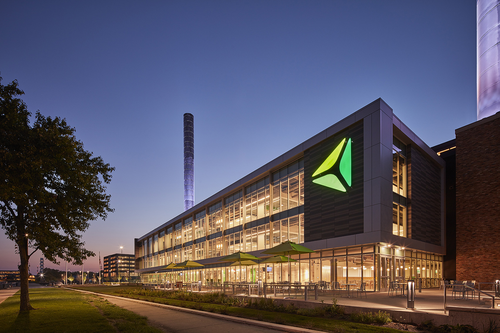 ProMedica Headquarters by HKS - 谷德设计网