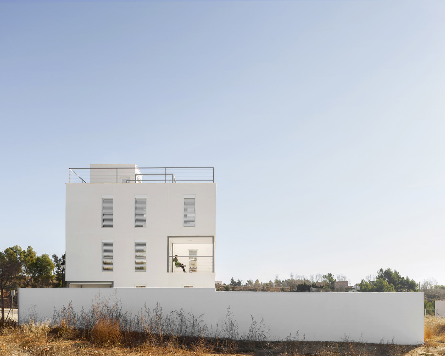 3X3 HOUSE, Requena, Spain, by Crux arquitectos and MCP Arquitectura - 谷德设计网