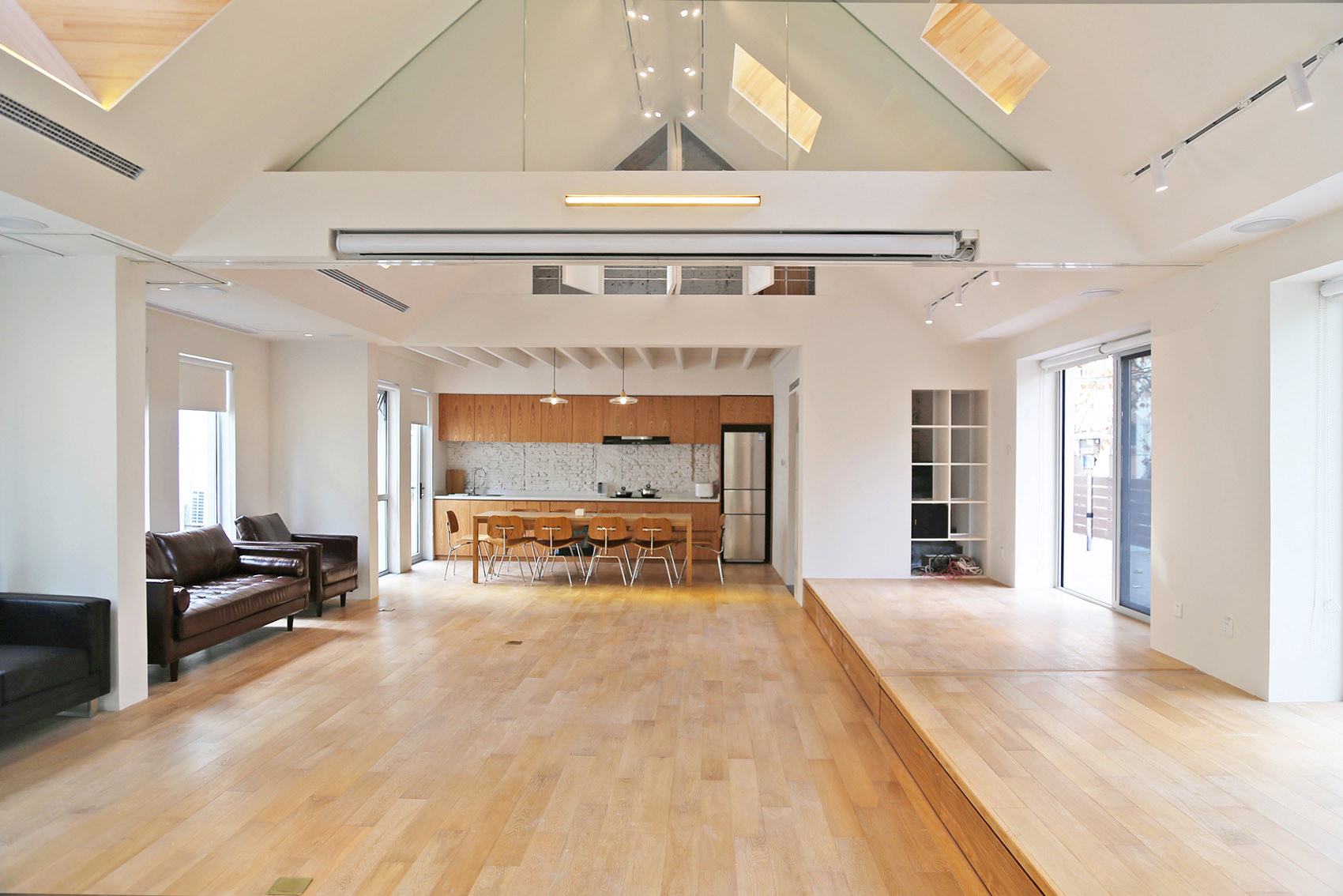 Under 35 – Junfeng Wang - 谷德设计网