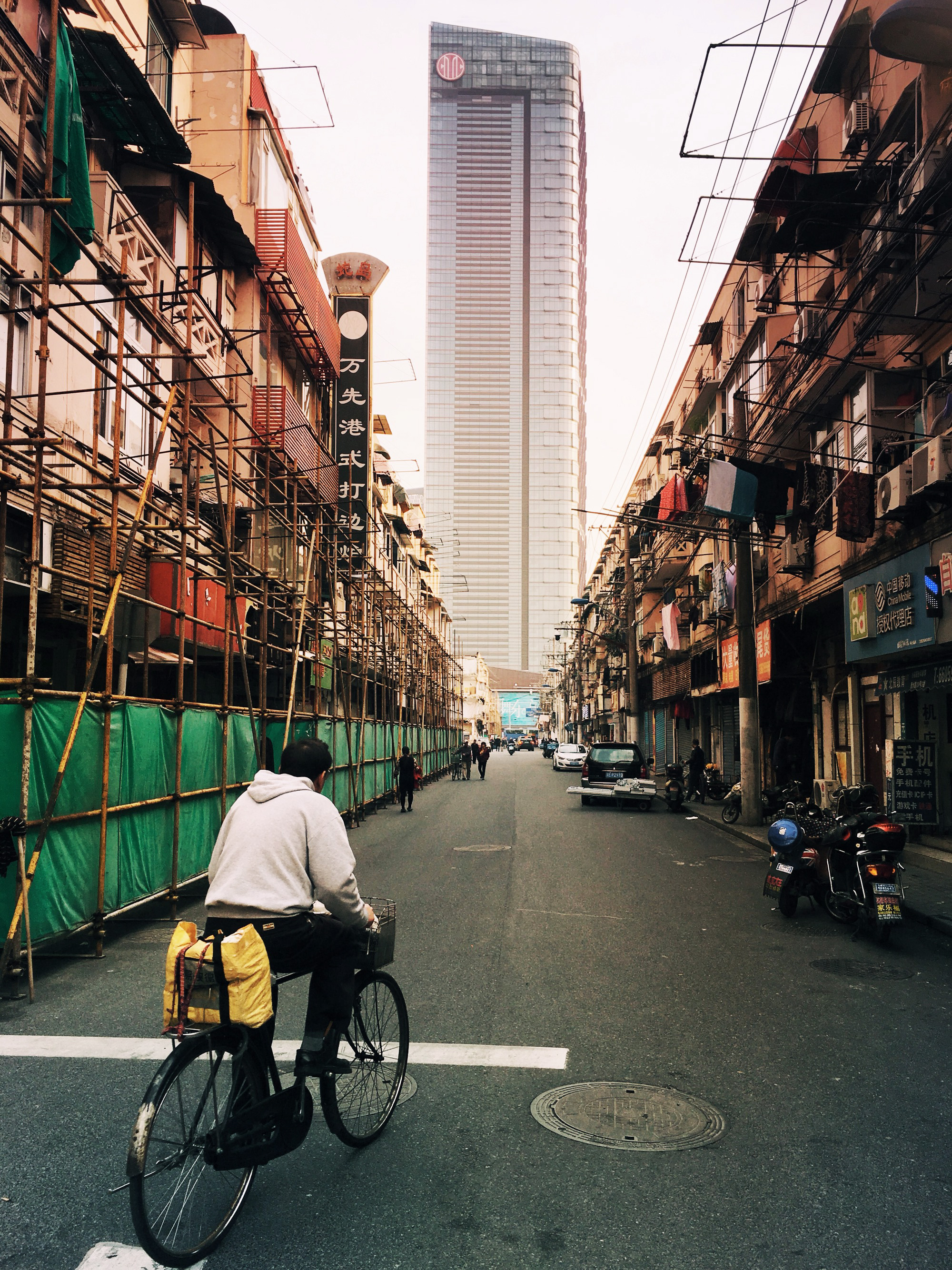 Under 35 – Junfeng Wang - 谷德设计网