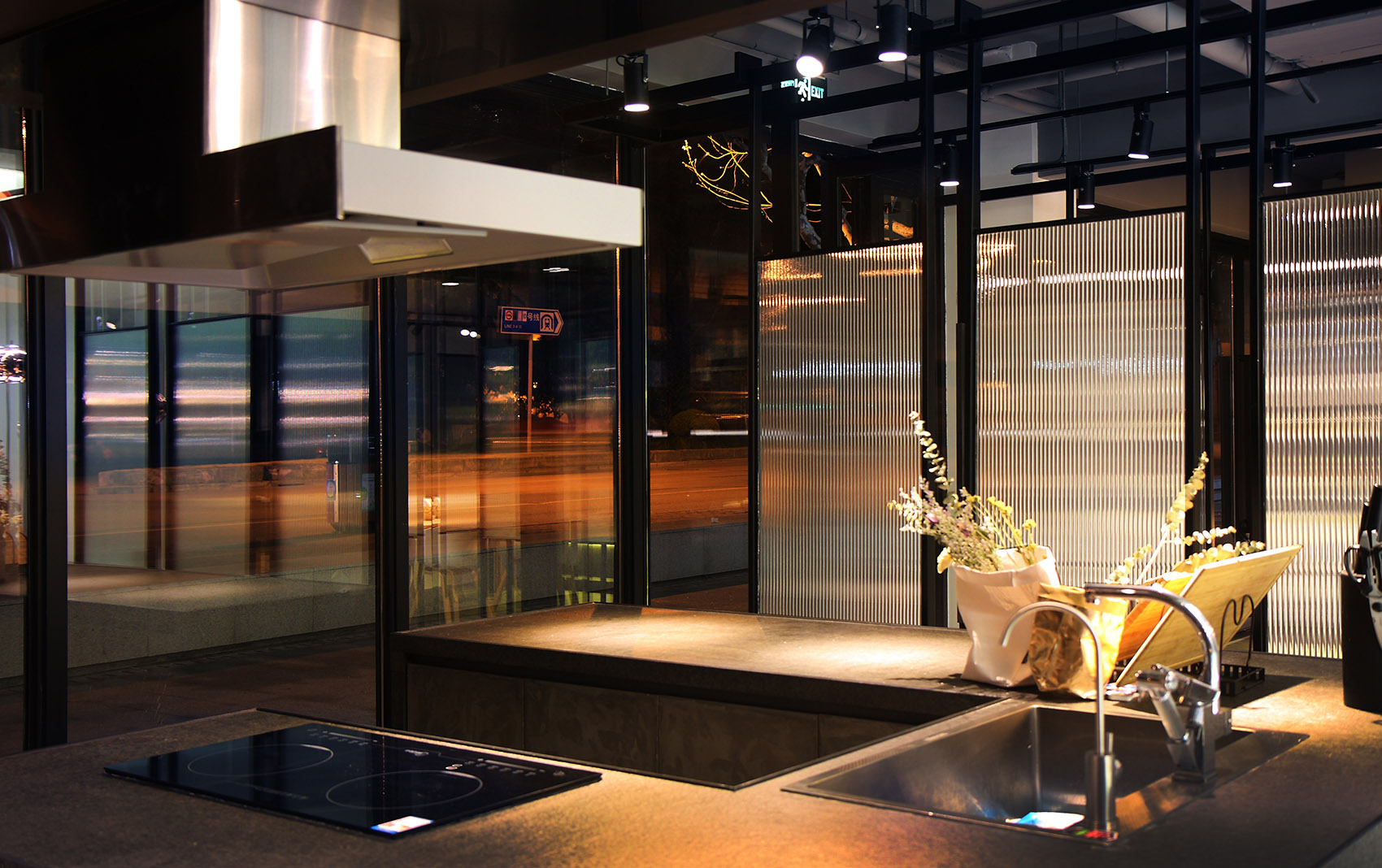 KITCHEN L in Shanghai, China by XU studio - 谷德设计网