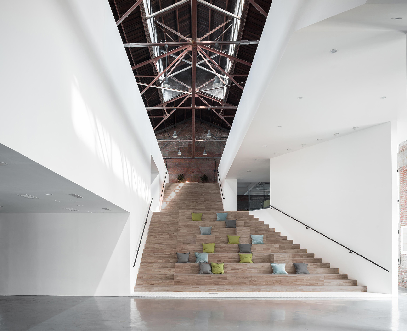 The Renovation of Old Train Factory To CRRC 1897 Creative Display ...
