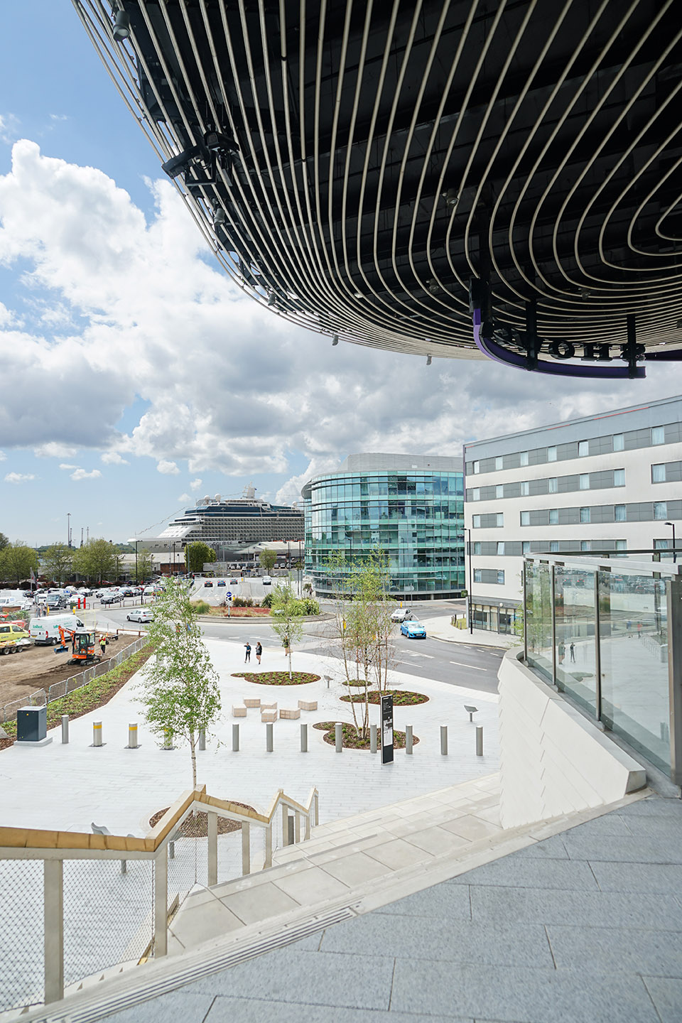 Watermark WestQuay, Southampton, UK by ACME - 谷德设计网