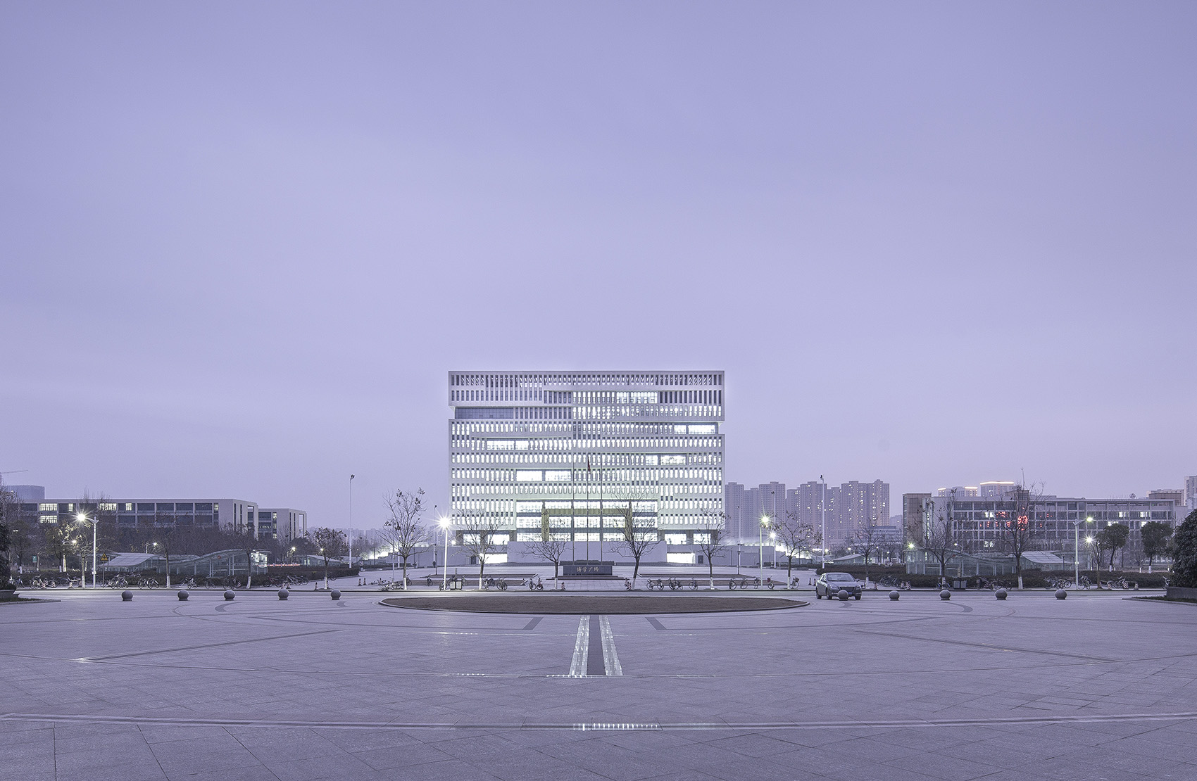Library of South Lake Campus of Wuhan University of Technology, China ...
