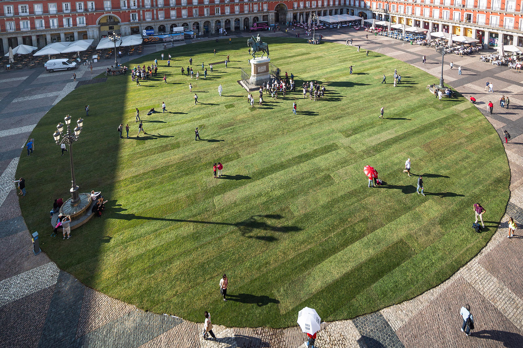 GRASS Plaza Mayor, Madria, Spain by SpY - 谷德设计网