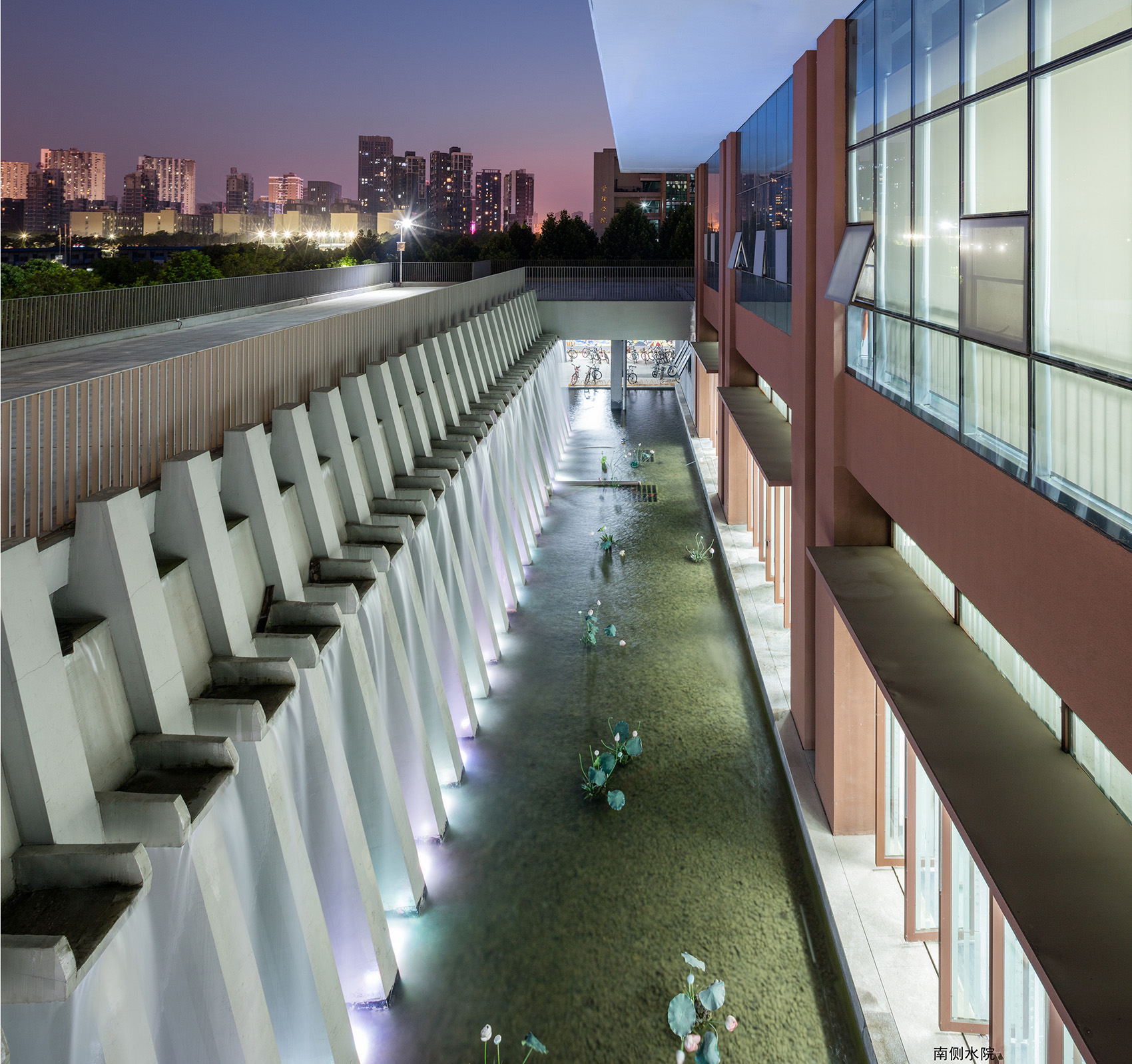 Library of South Lake Campus of Wuhan University of Technology, China ...