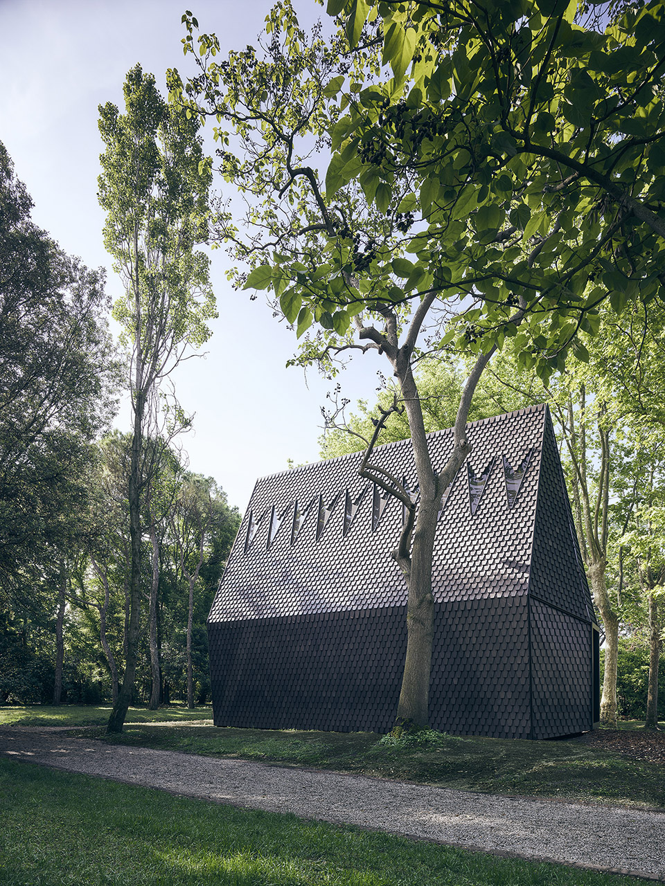 Asplund Pavilion for Vatican Chapels by ALPI - 谷德设计网