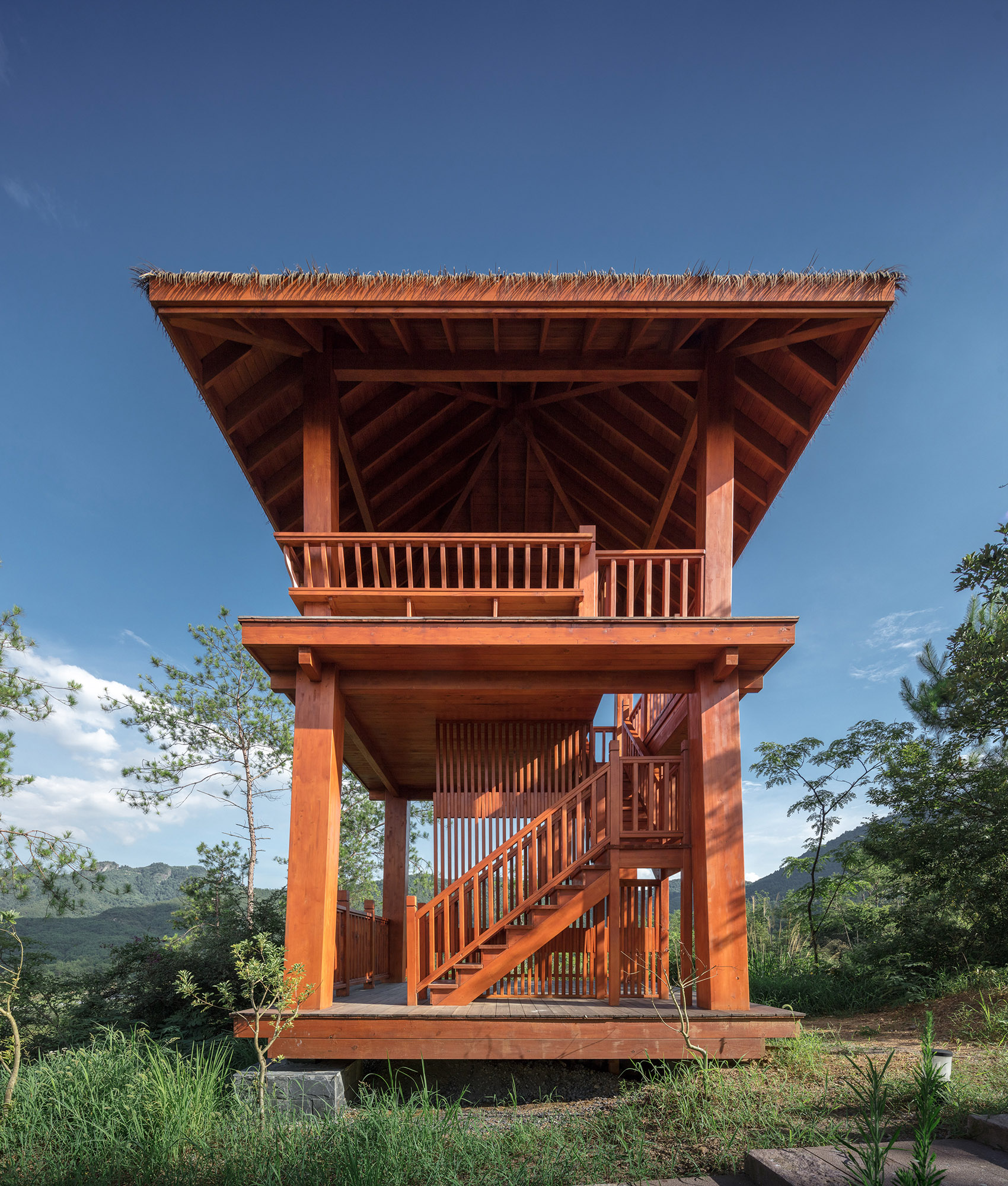 Wood Structure Resort Villas at Narada Phoenix Valley in Dongyang ...