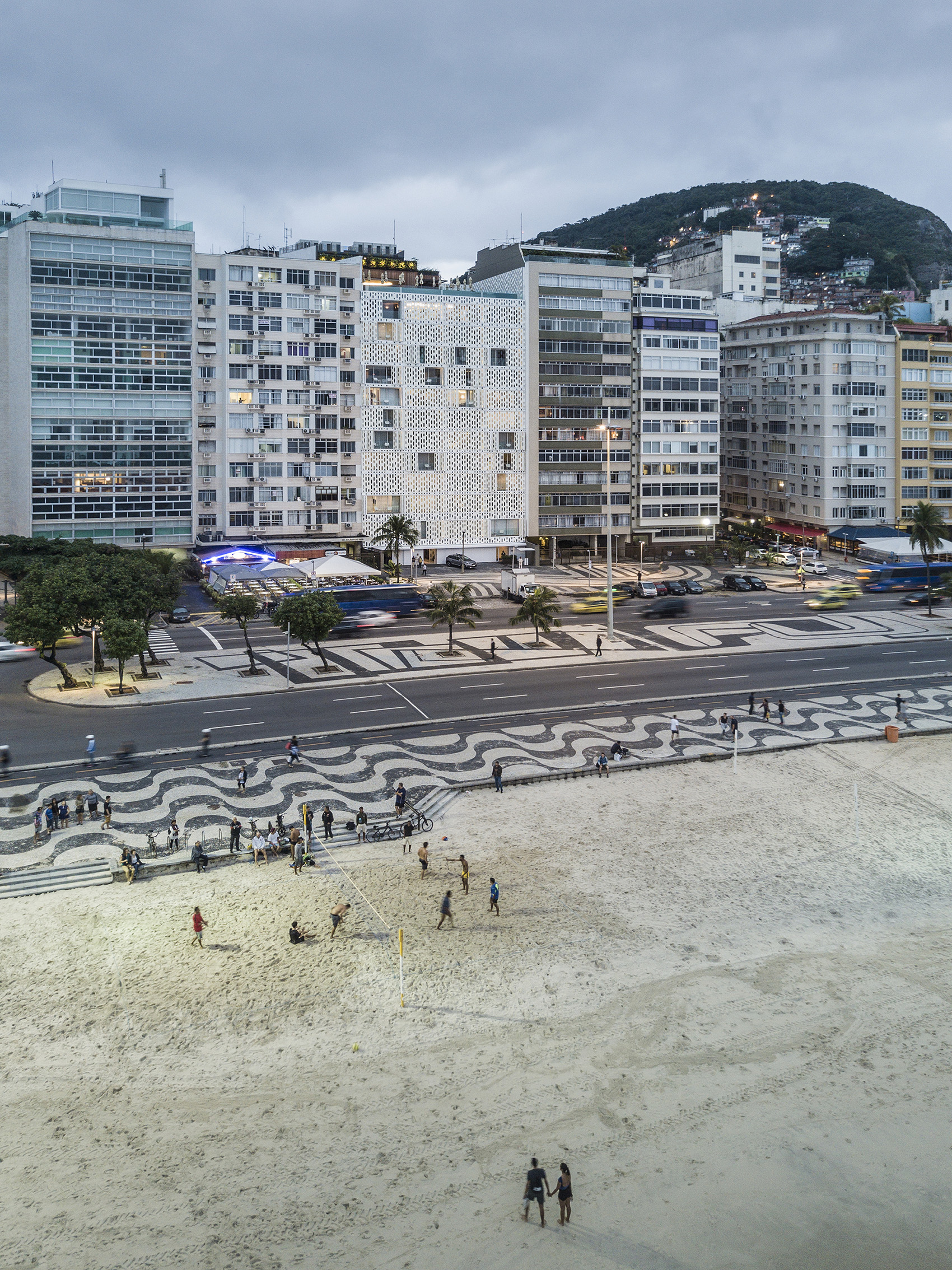Emiliano Hotel in Rio de Janeiro by Oppenheim Architecture + Studio ...