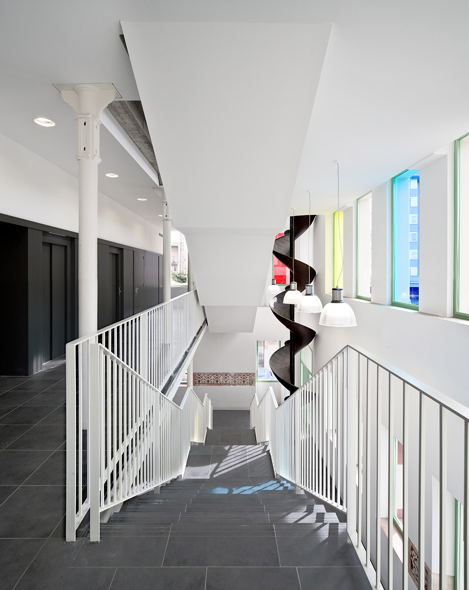 Municipal Drawing and painting School of Vic by Garcés De Seta Bonet ...