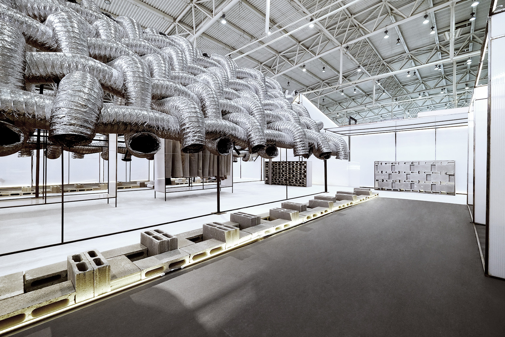 Instant Scene – TF.33 Pavilion Installation for Clothing Exhibition by ...