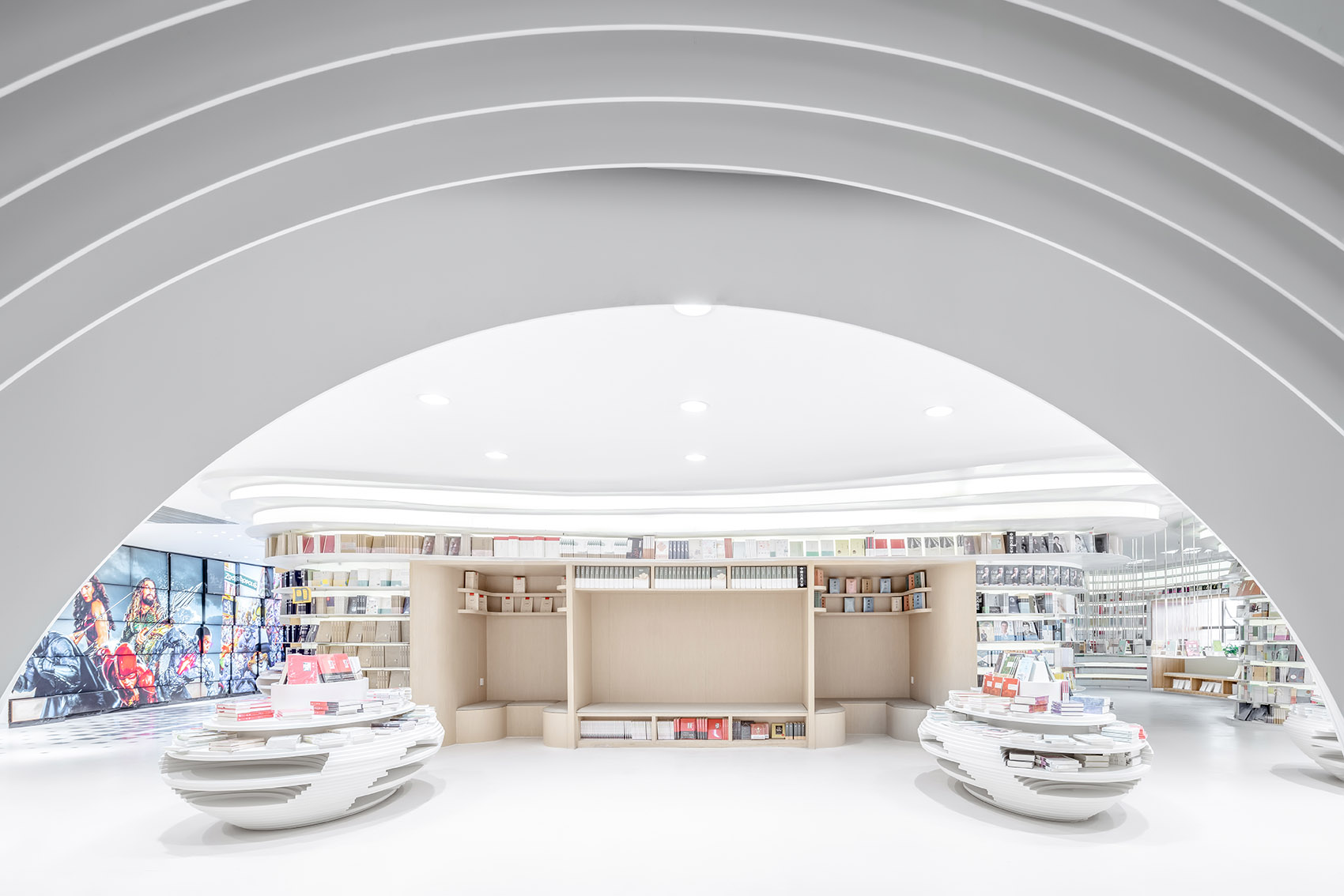 White Comedy of Xi’an Zhongshu Bookstore China, by Wutopia Lab - 谷德设计网