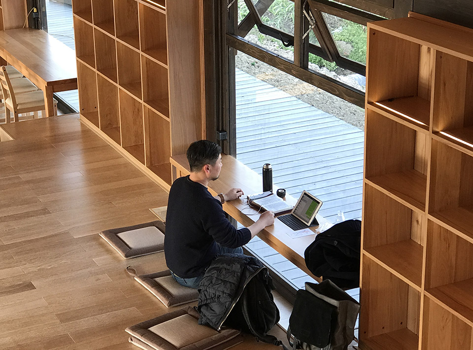 Huateng Hog House Rural Library by Leeko Studio - 谷德设计网