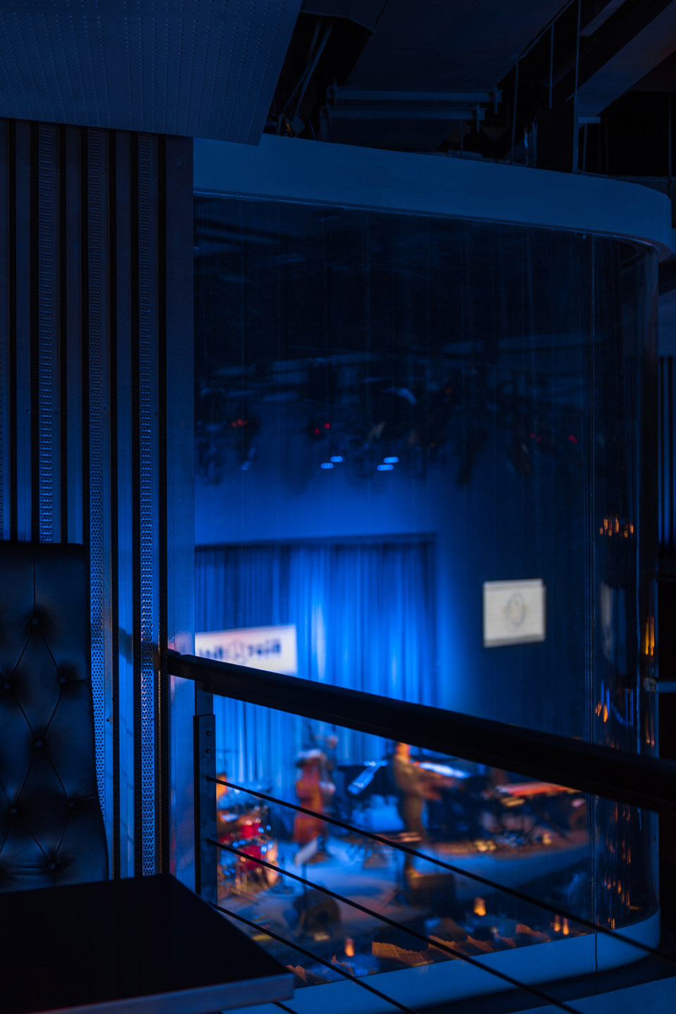 Blue Note Beijing Jazz Club by Chiasmus Partners - 谷德设计网