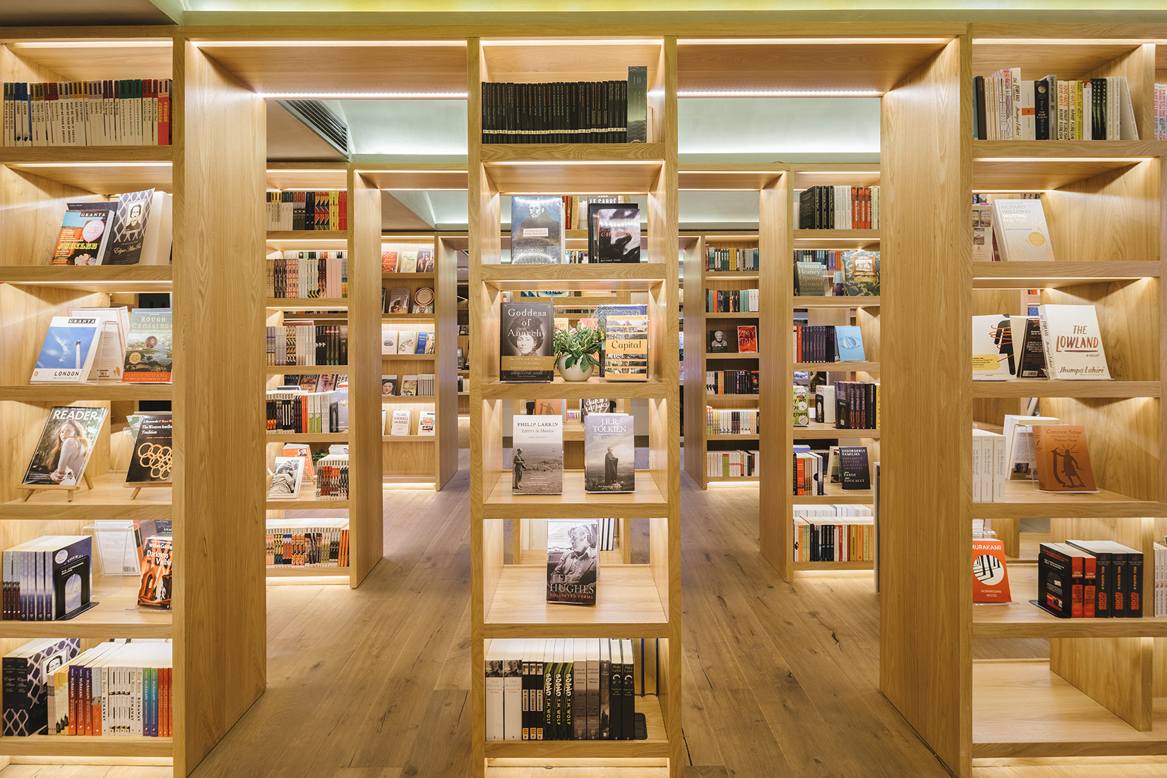 Sinan Books: Shanghai Sanctum, China by Wutopia Lab - 谷德设计网