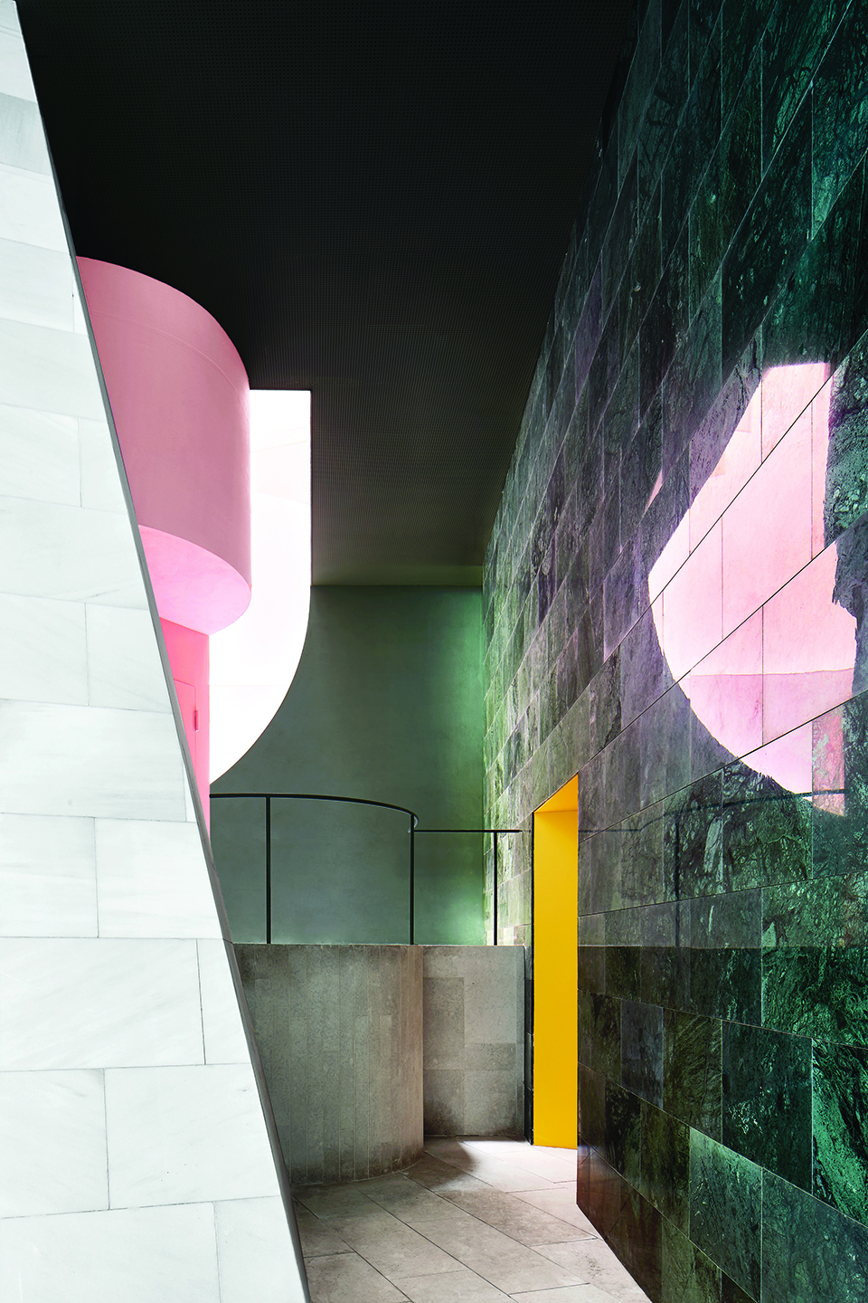 110 Rooms – Housing Block In Barcelona by MAIO - 谷德设计网