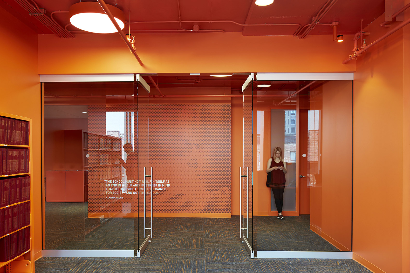 Adler University Vancouver Campus by PUBLIC - 谷德设计网