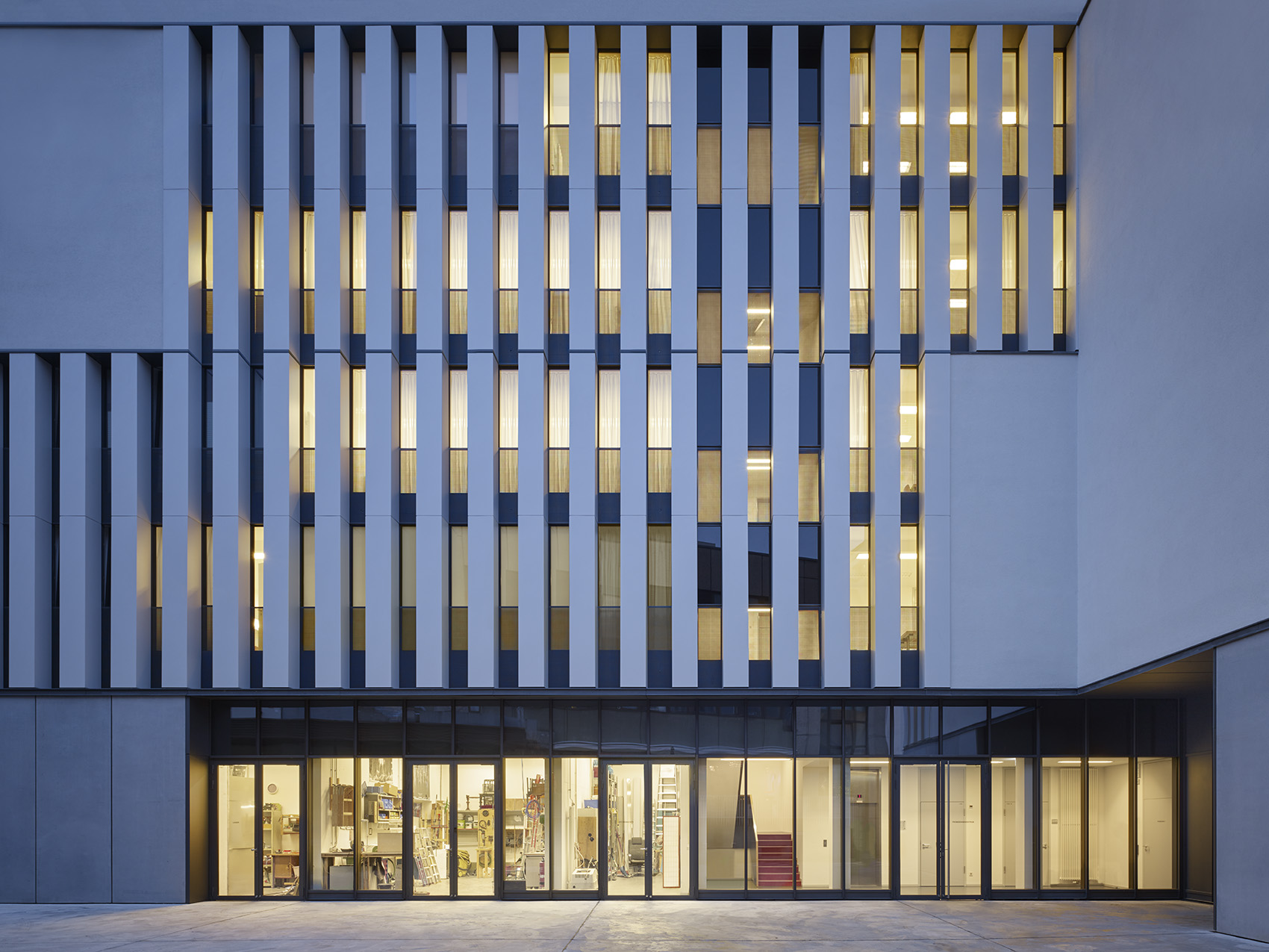 Rehearsal Stage Center of the Deutsche Theater in Berlin by gmp - 谷德设计网