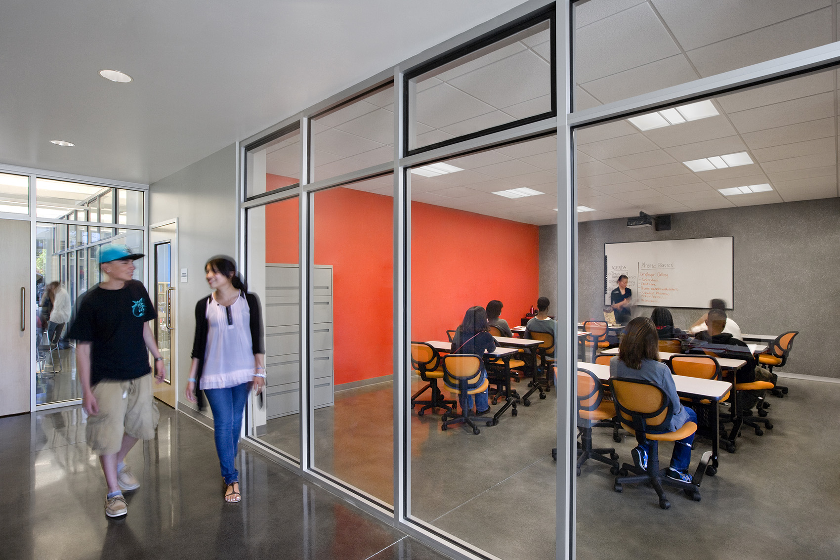 Berkeley YMCA – PG&E Teen Center by Noll & Tam Architects - 谷德设计网