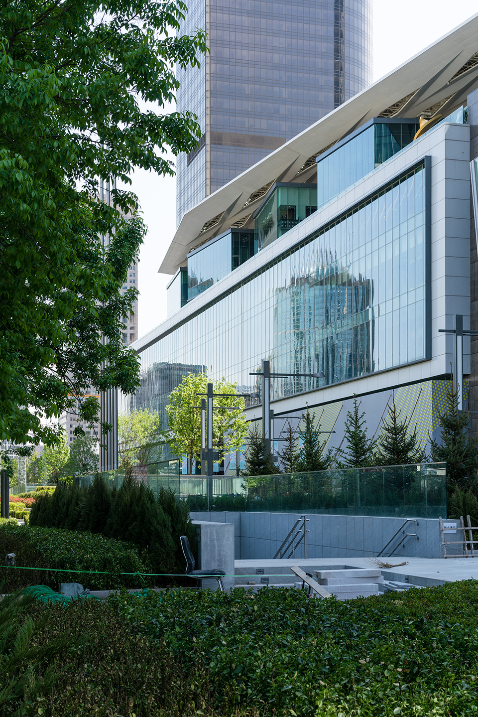Expansion of China World Trade Center by 5+Design - 谷德设计网