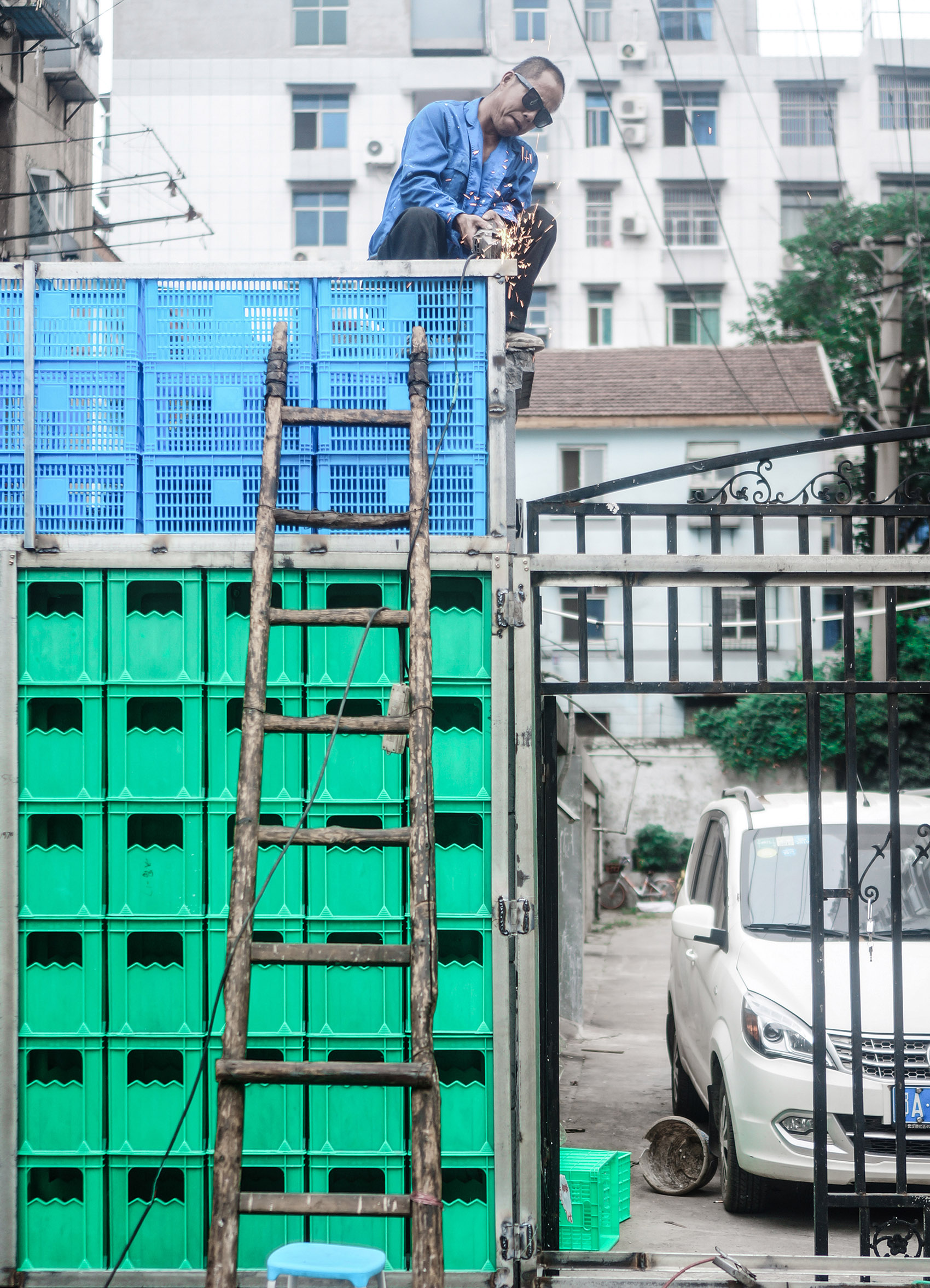 Improvisational roadside stall business, China by Qing-wei Studio - 谷德设计网