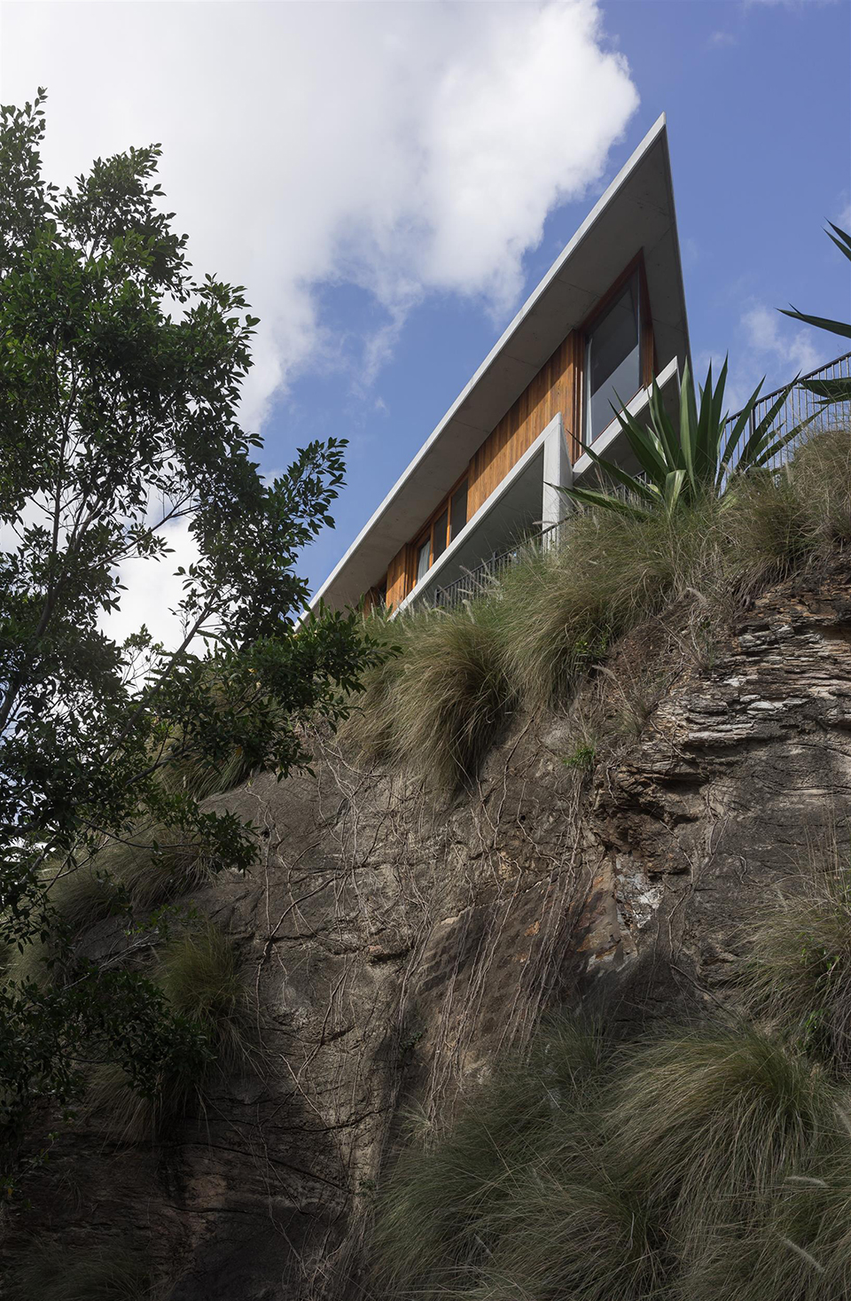 Clifftop House by Joe Adsett Architects - 谷德设计网