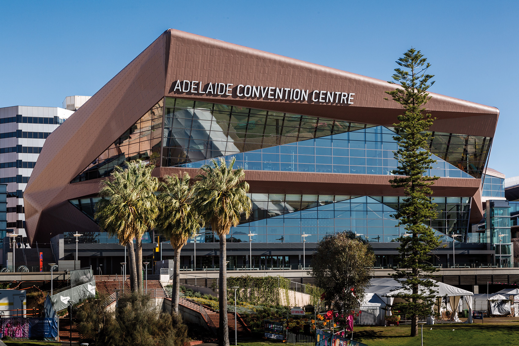 Adelaide Convention Centre by Woods Bagot - 谷德设计网