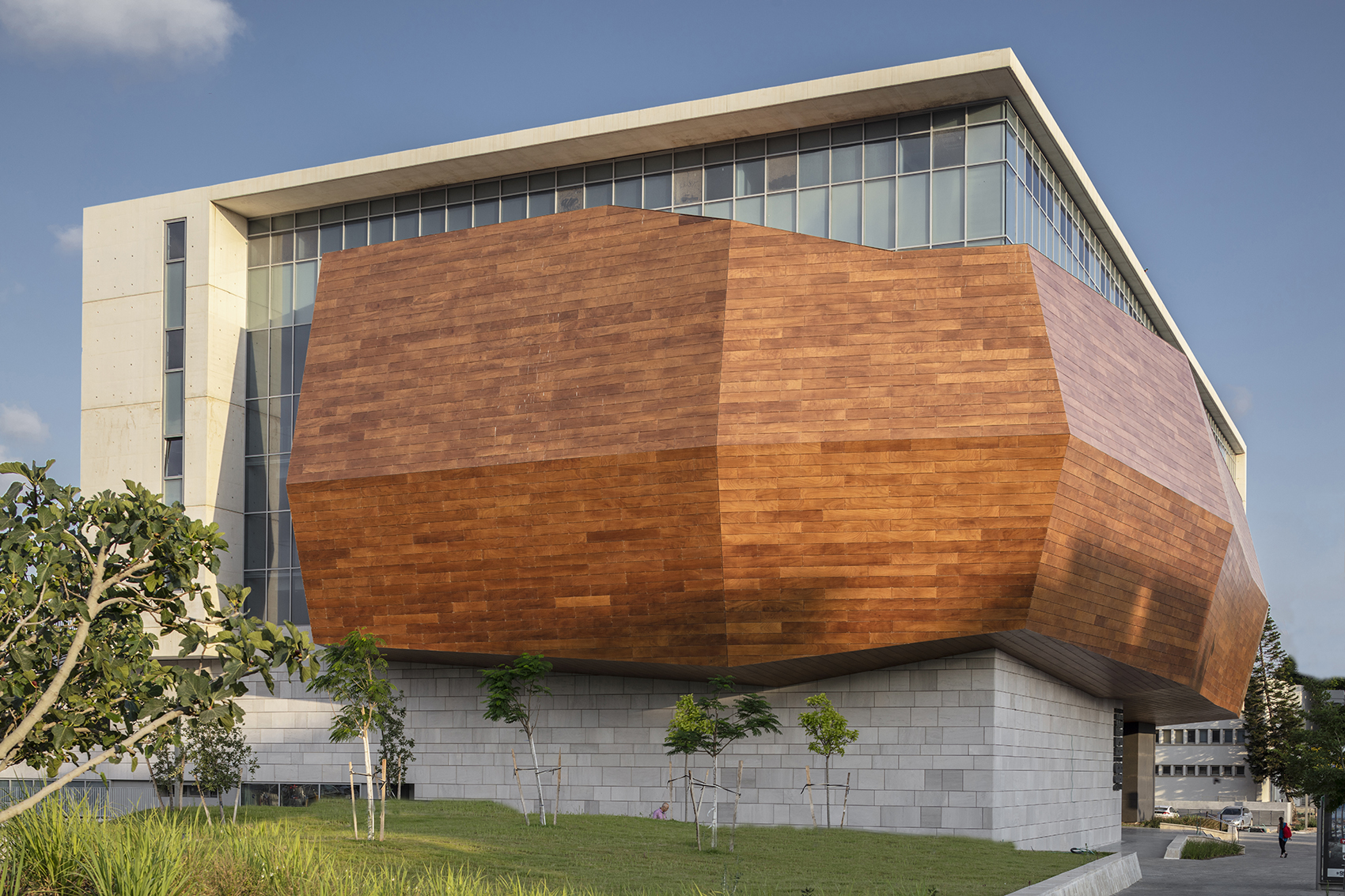 The Steinhardt Museum of Natural History by Kimmel Eshkolot Architects ...