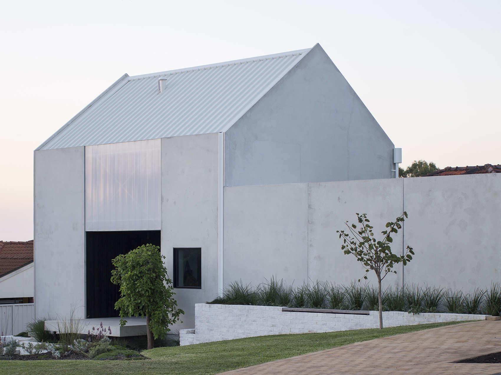 House A by Whispering Smith - 谷德设计网