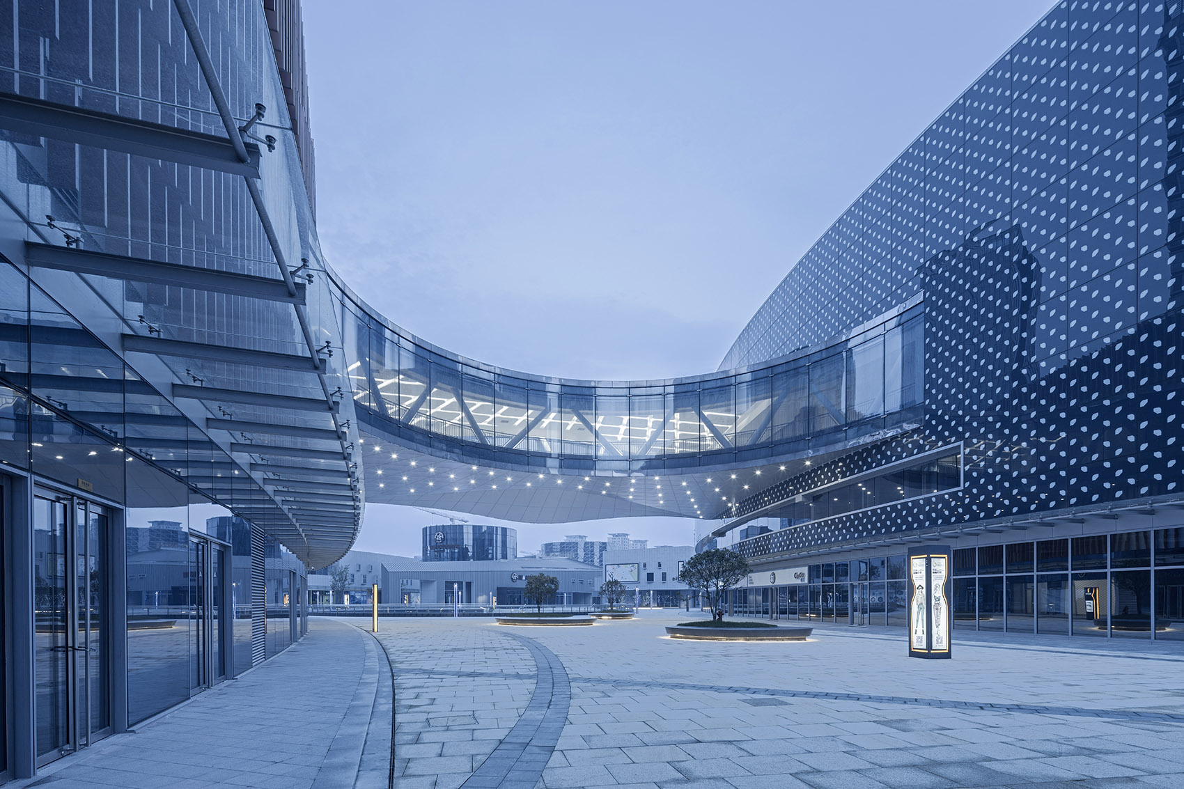 Shaoxing CTC Mall Interior Design by ATAH - 谷德设计网