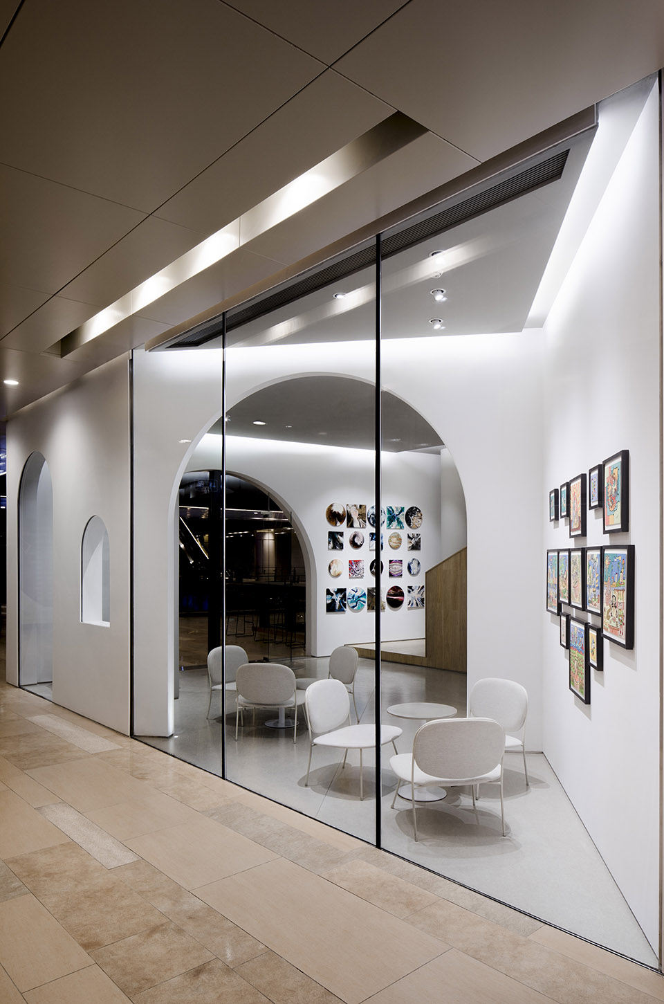 U Concept Gallery in Shanghai, China by LUKSTUDIO - 谷德设计网